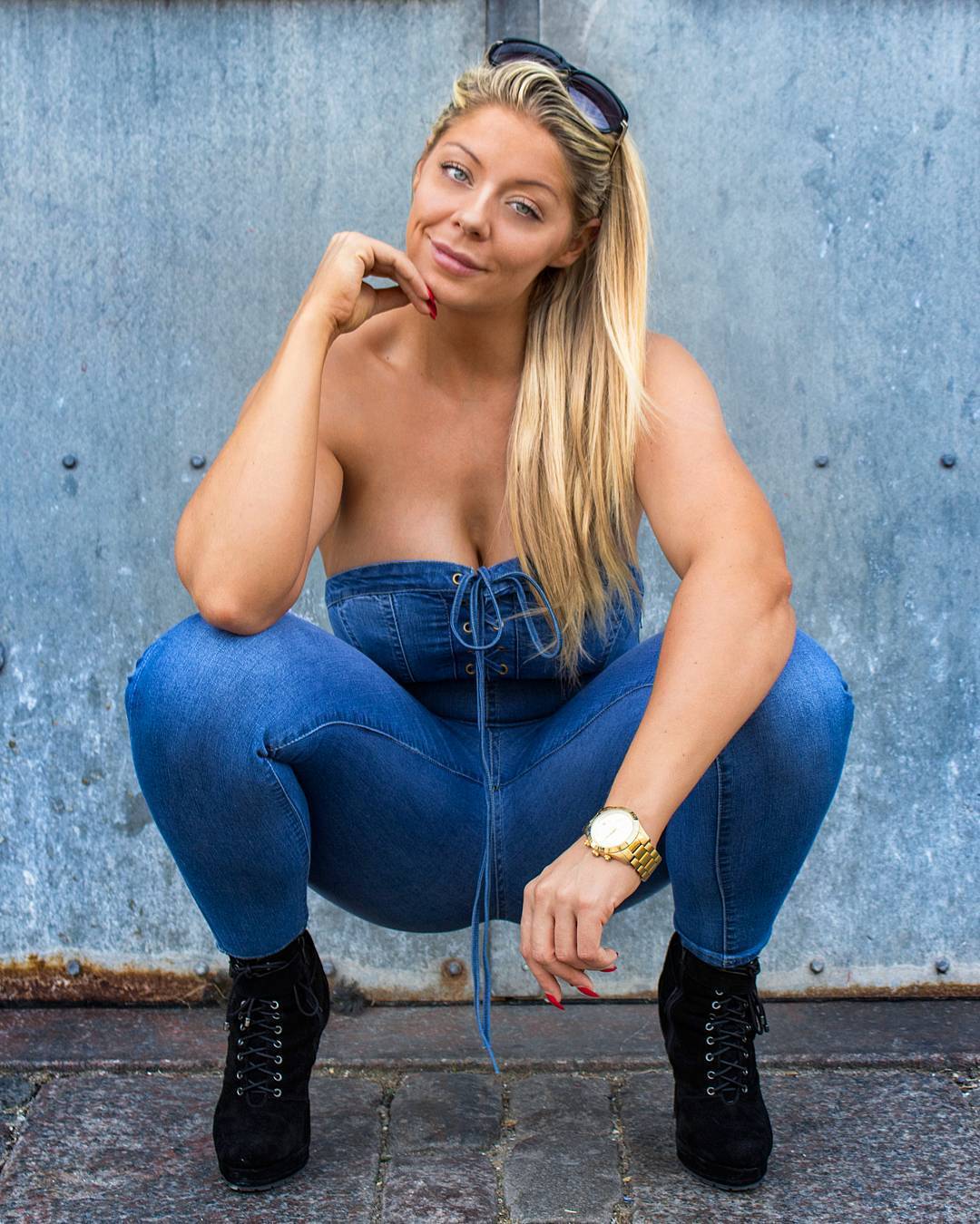 Mia Sand | Scrolller