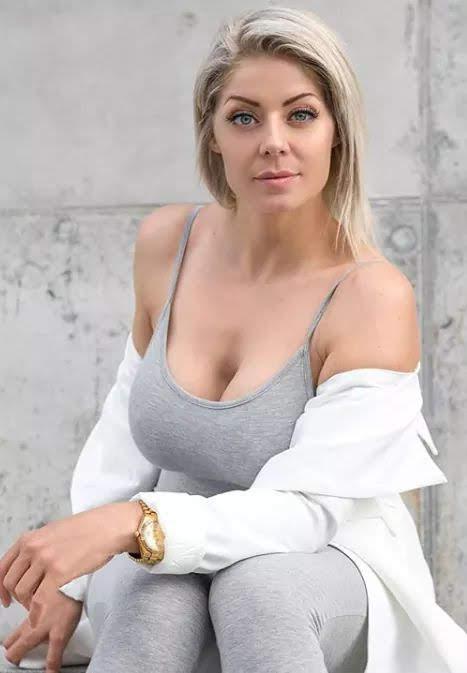 Mia Sand | Scrolller