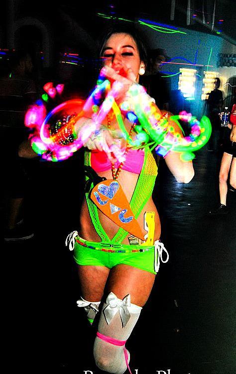 Mid-Twirl | Scrolller