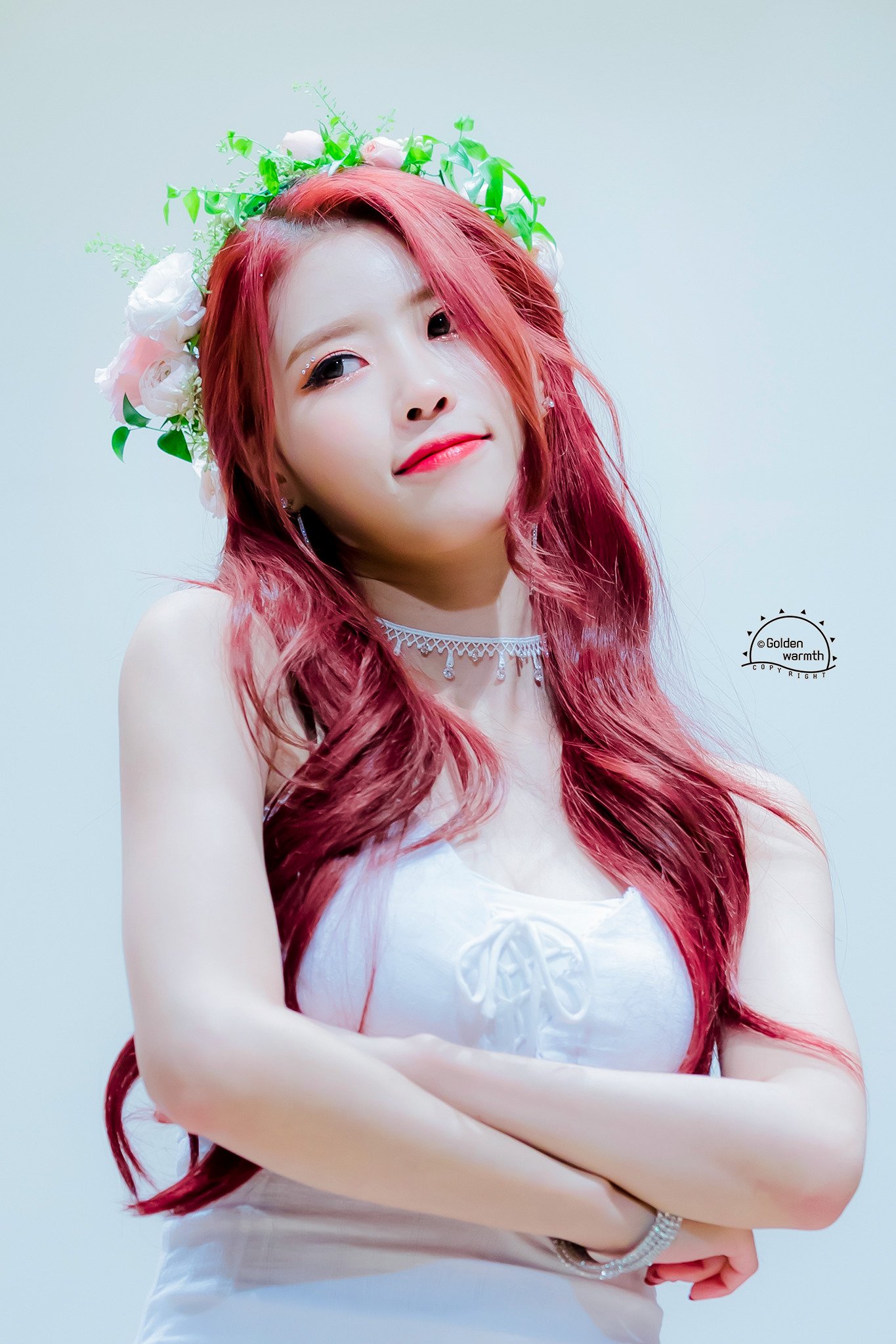Mijoo | Scrolller