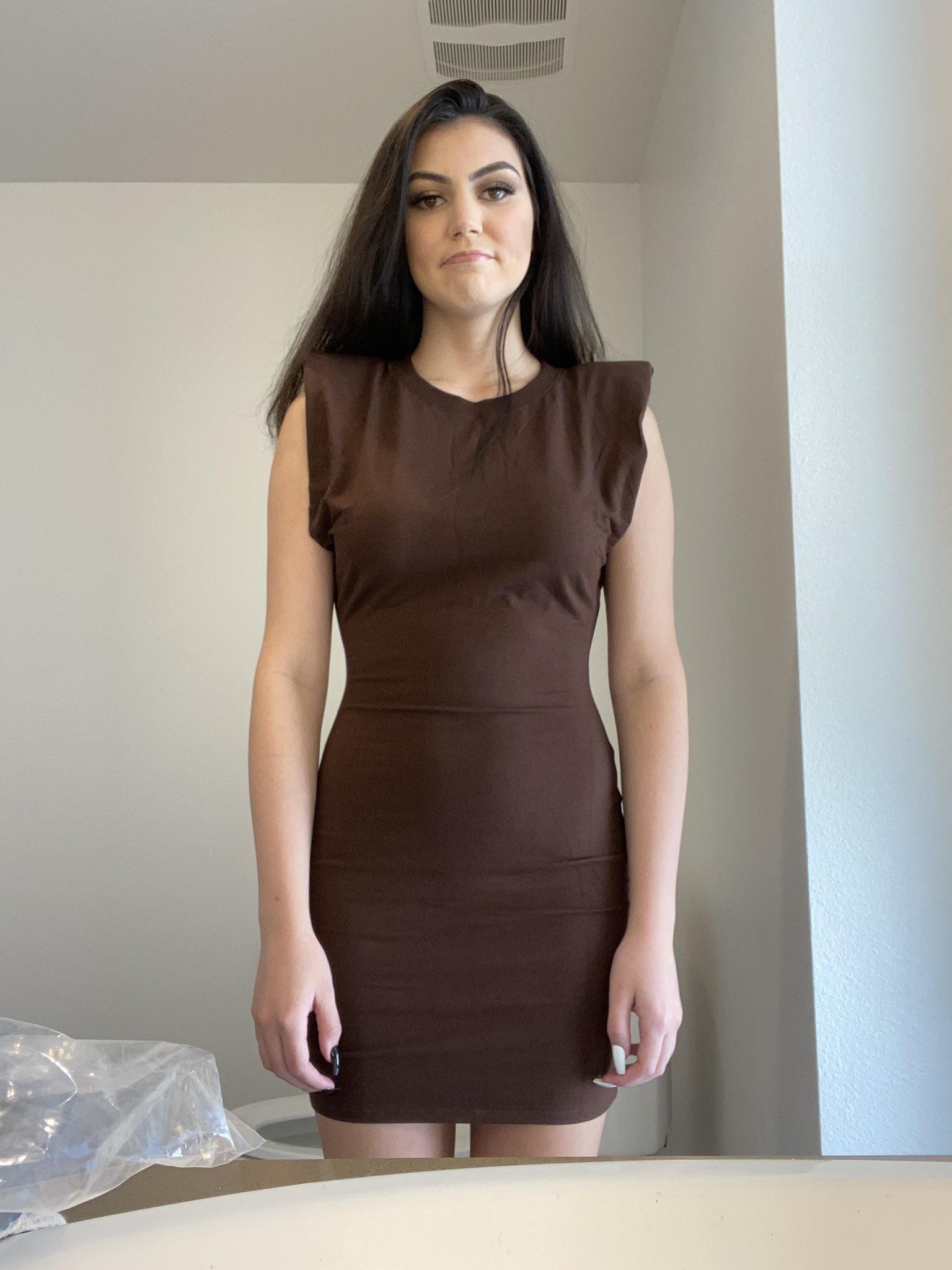 Mikaela’s not happy with her dress | Scrolller