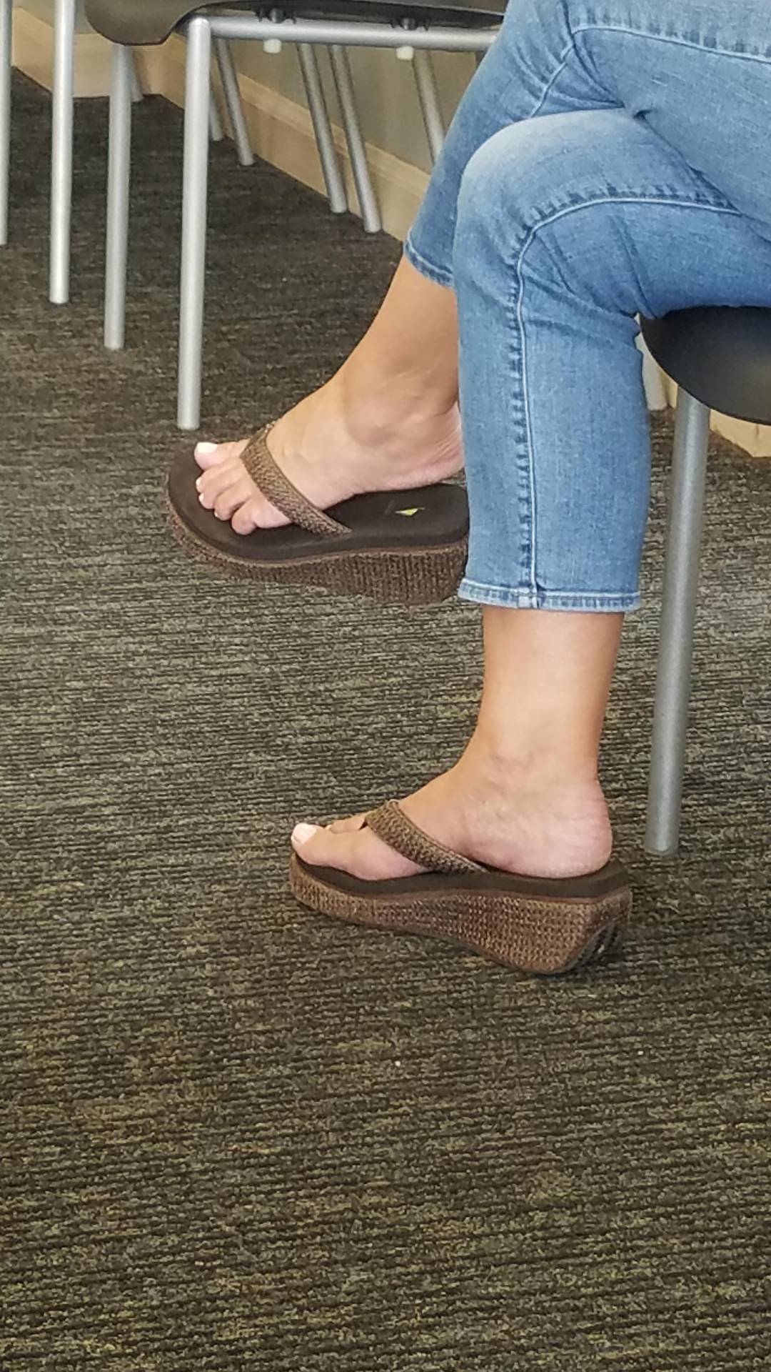 Milf in waiting area | Scrolller