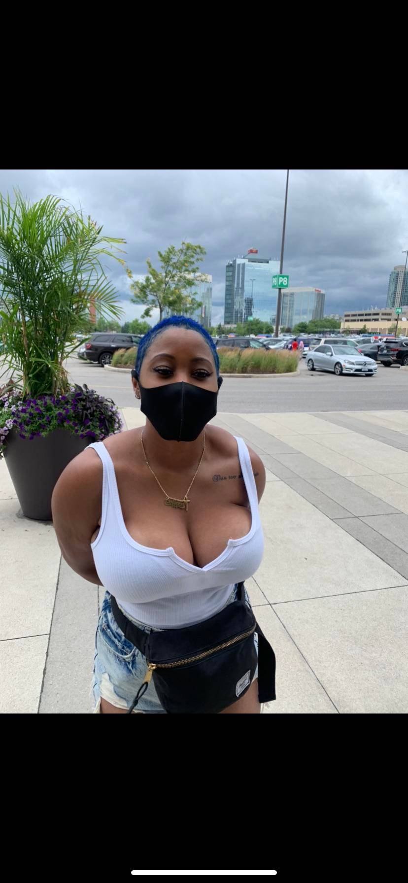 Milk bags [NN] | Scrolller