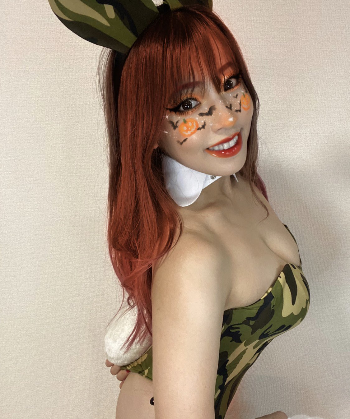 Mina Shirakawa | Scrolller