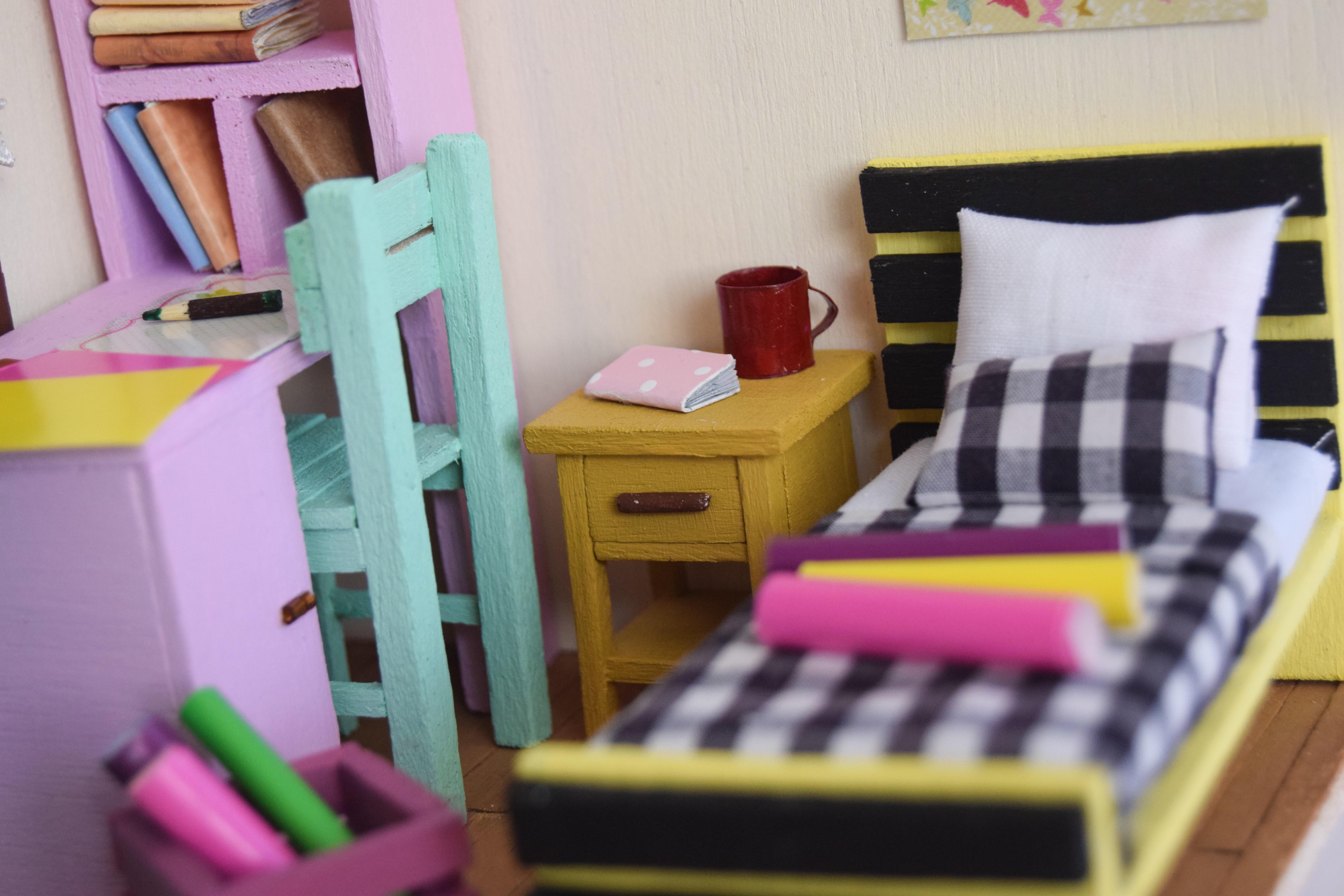 Mini dollhouse | Scrolller