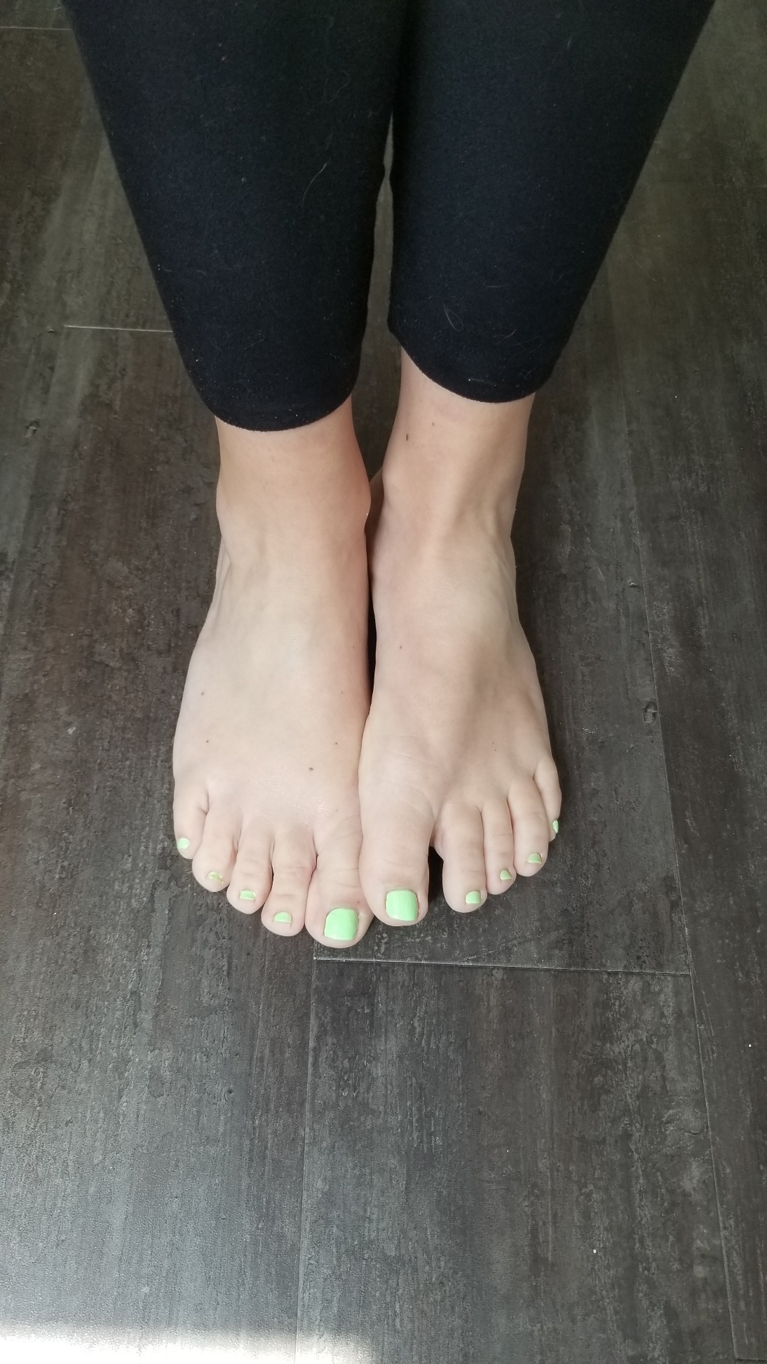 Minty (35f) | Scrolller