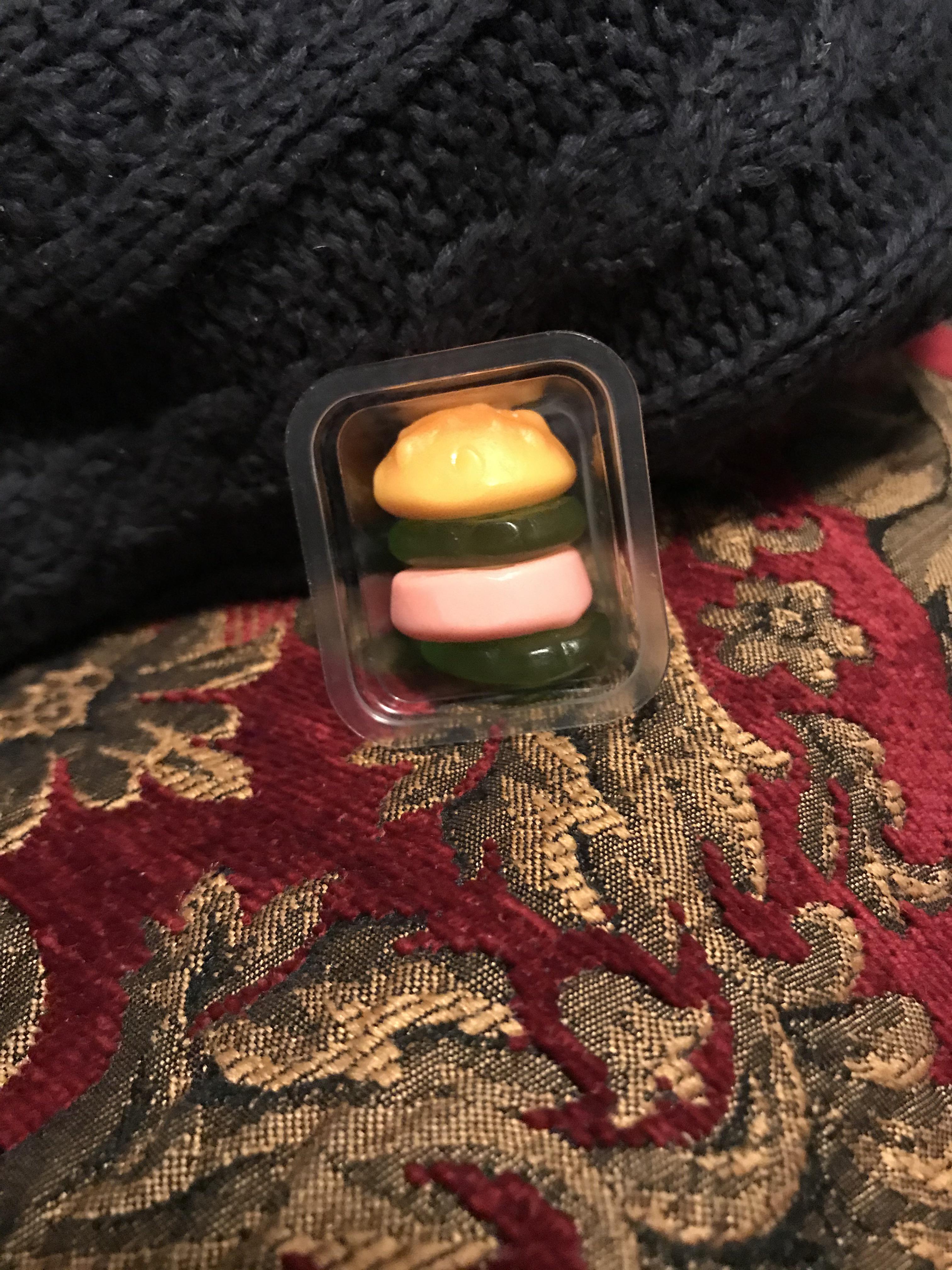 Misassembled patty | Scrolller