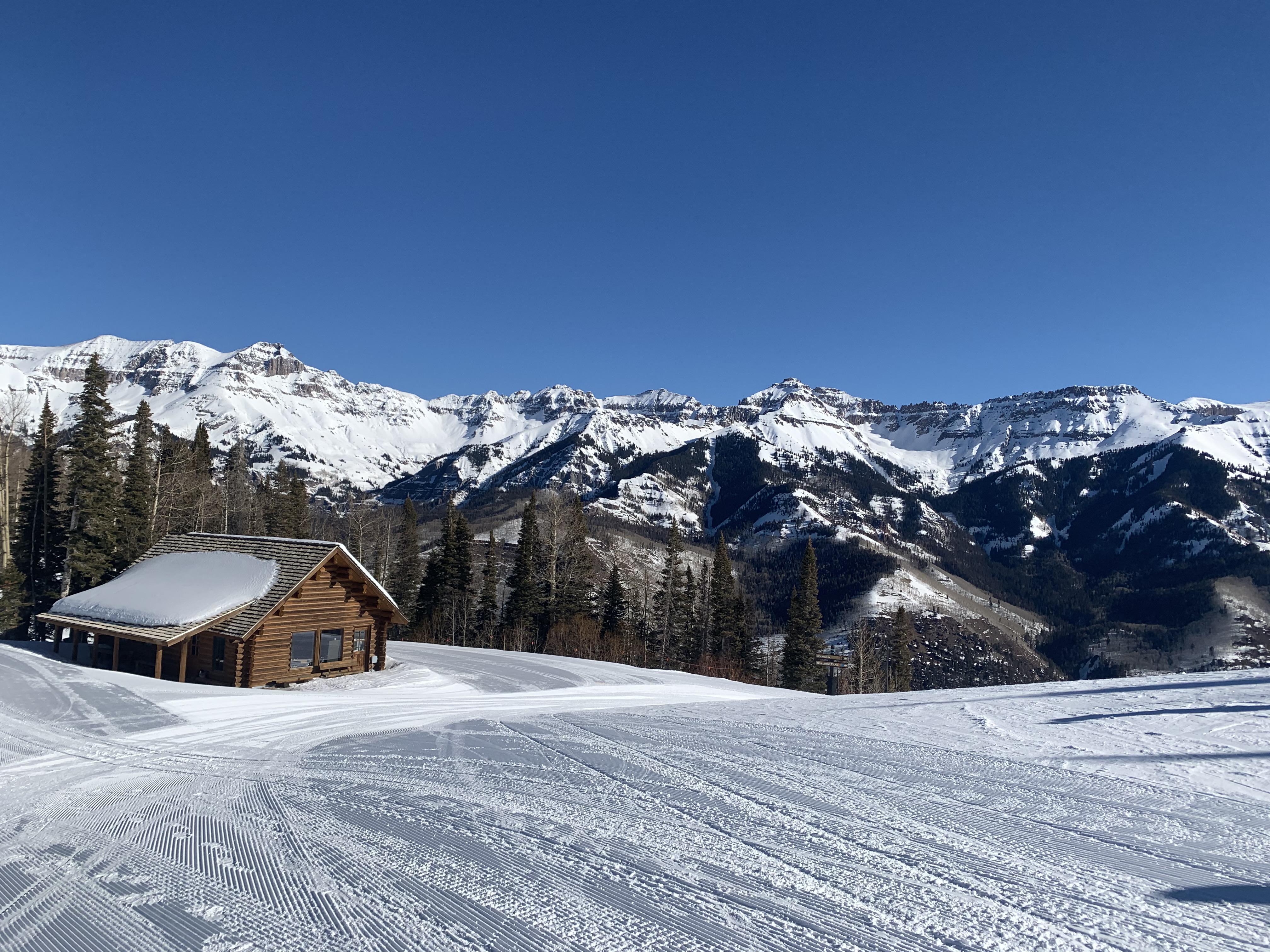 Missing the mountain 🎿 | Scrolller