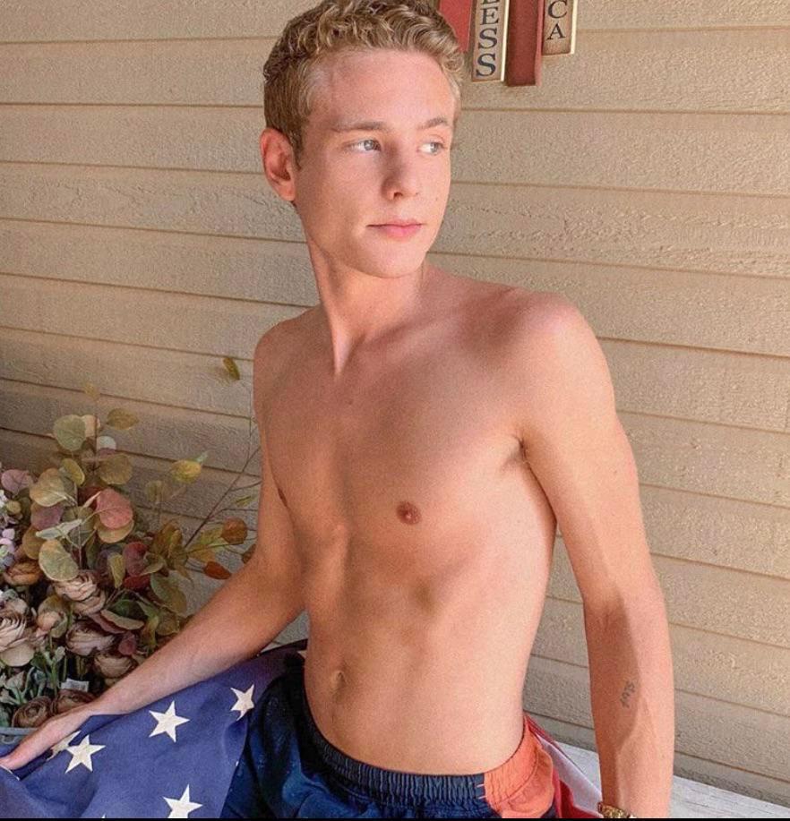 missing the warm weather already | Scrolller