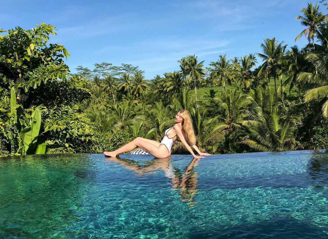 Missing vacation | Scrolller