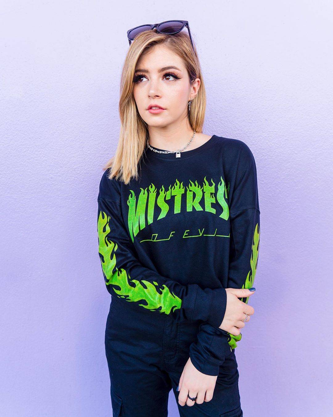 Mistress | Scrolller