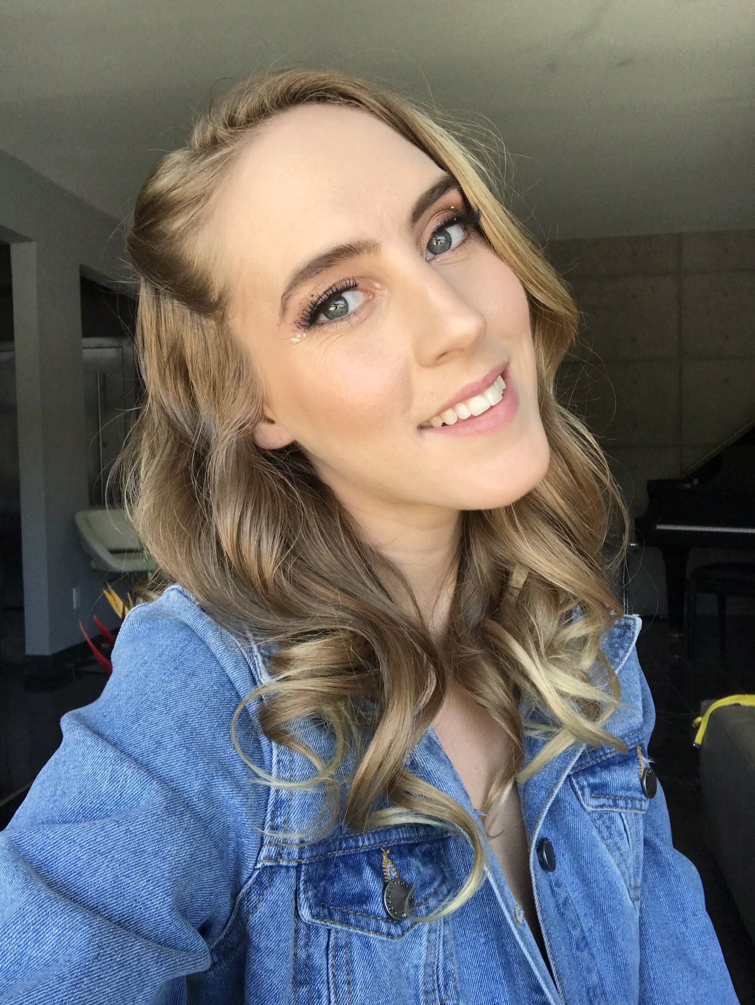 Mistress rose would love to have a sissy pet | Scrolller