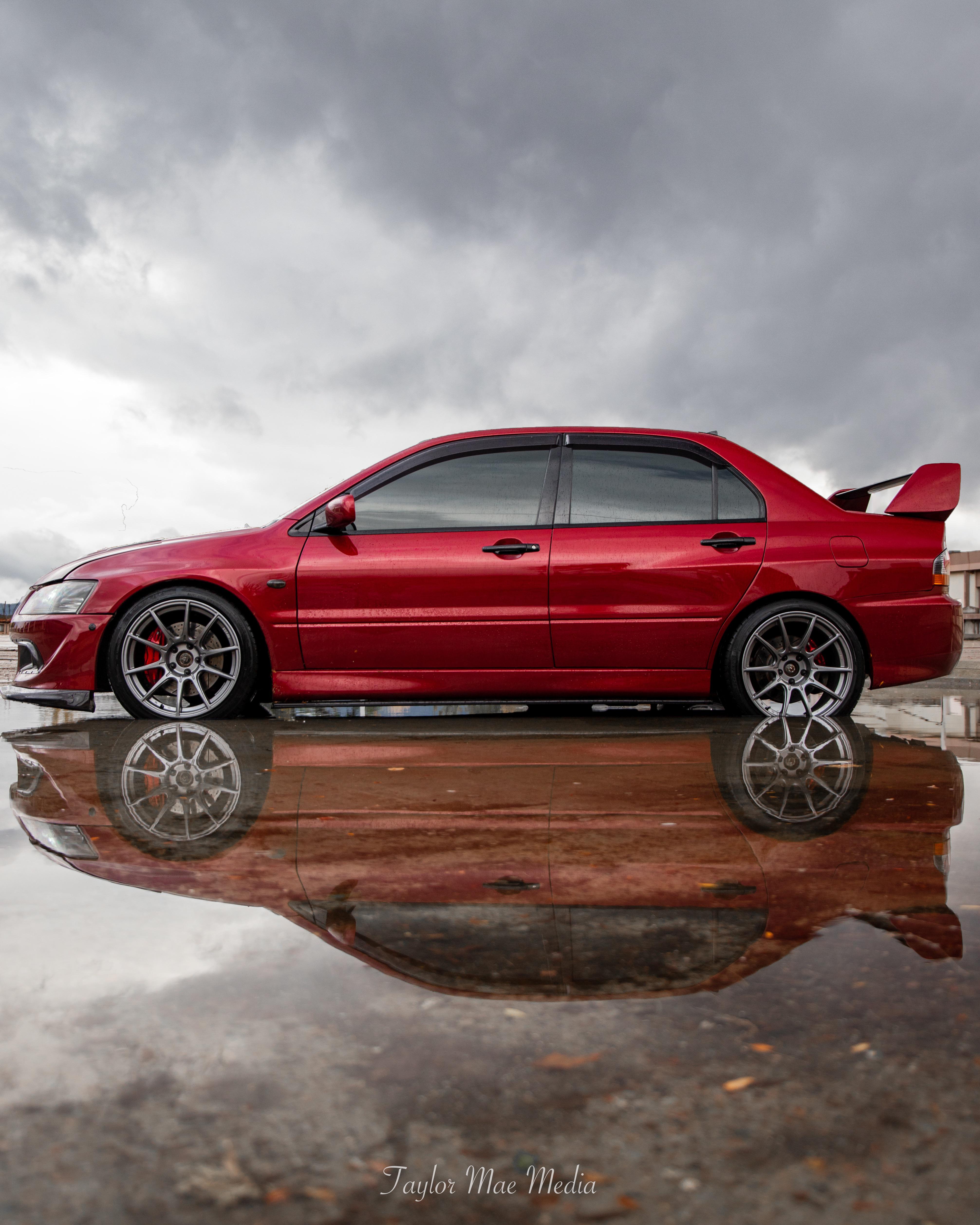 Mitsubishi Evo 8 | Scrolller