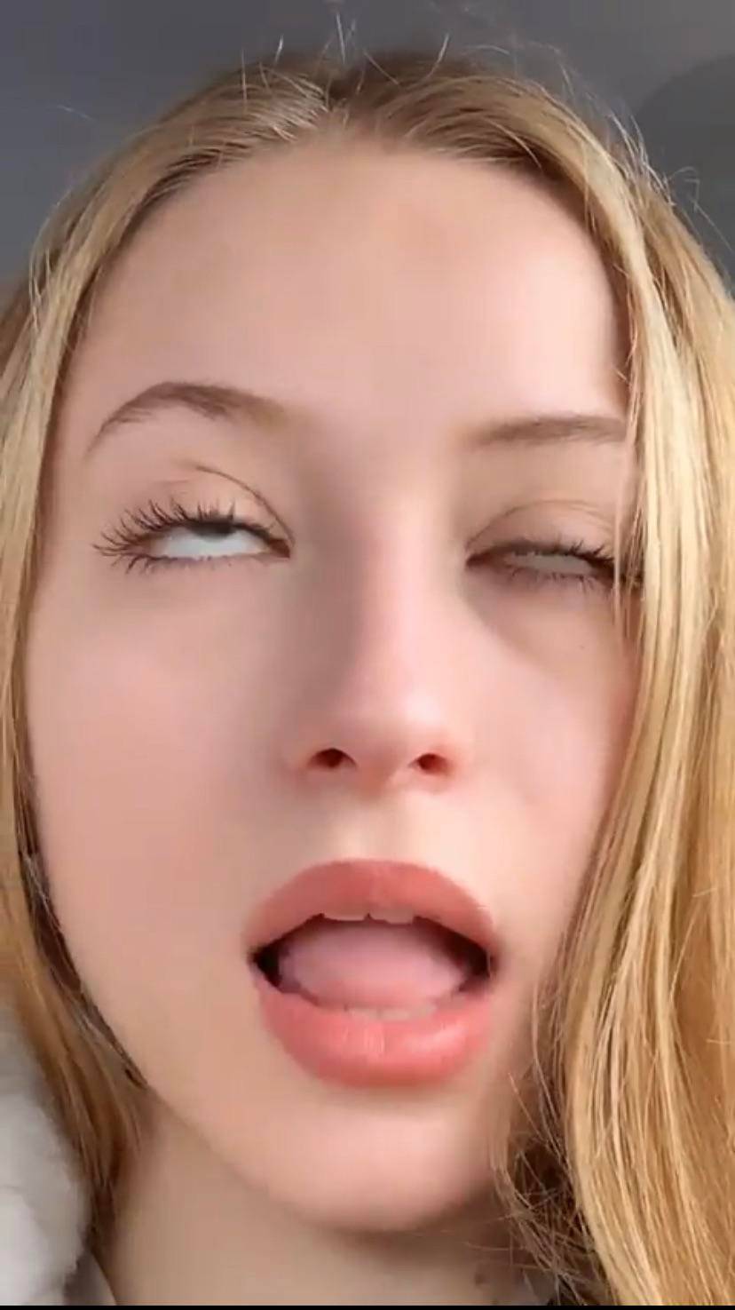 mmmmm 🍆😫🤤 | Scrolller