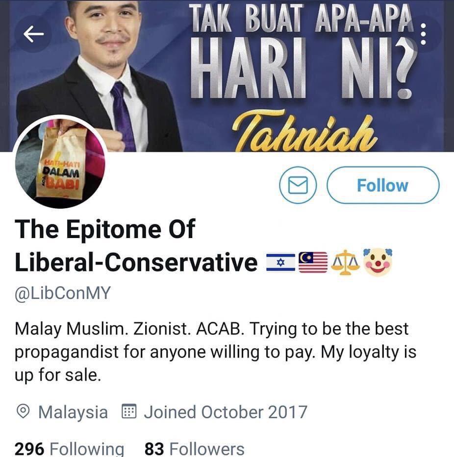 Mommm! libright is doing it again | Scrolller