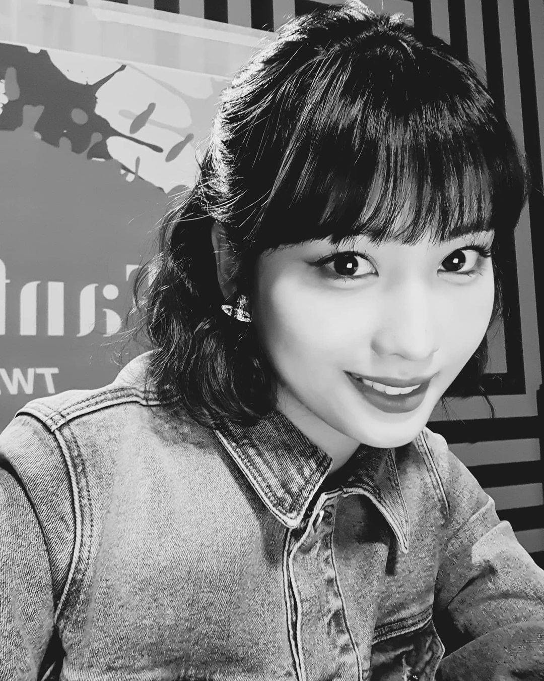 Momo Scrolller