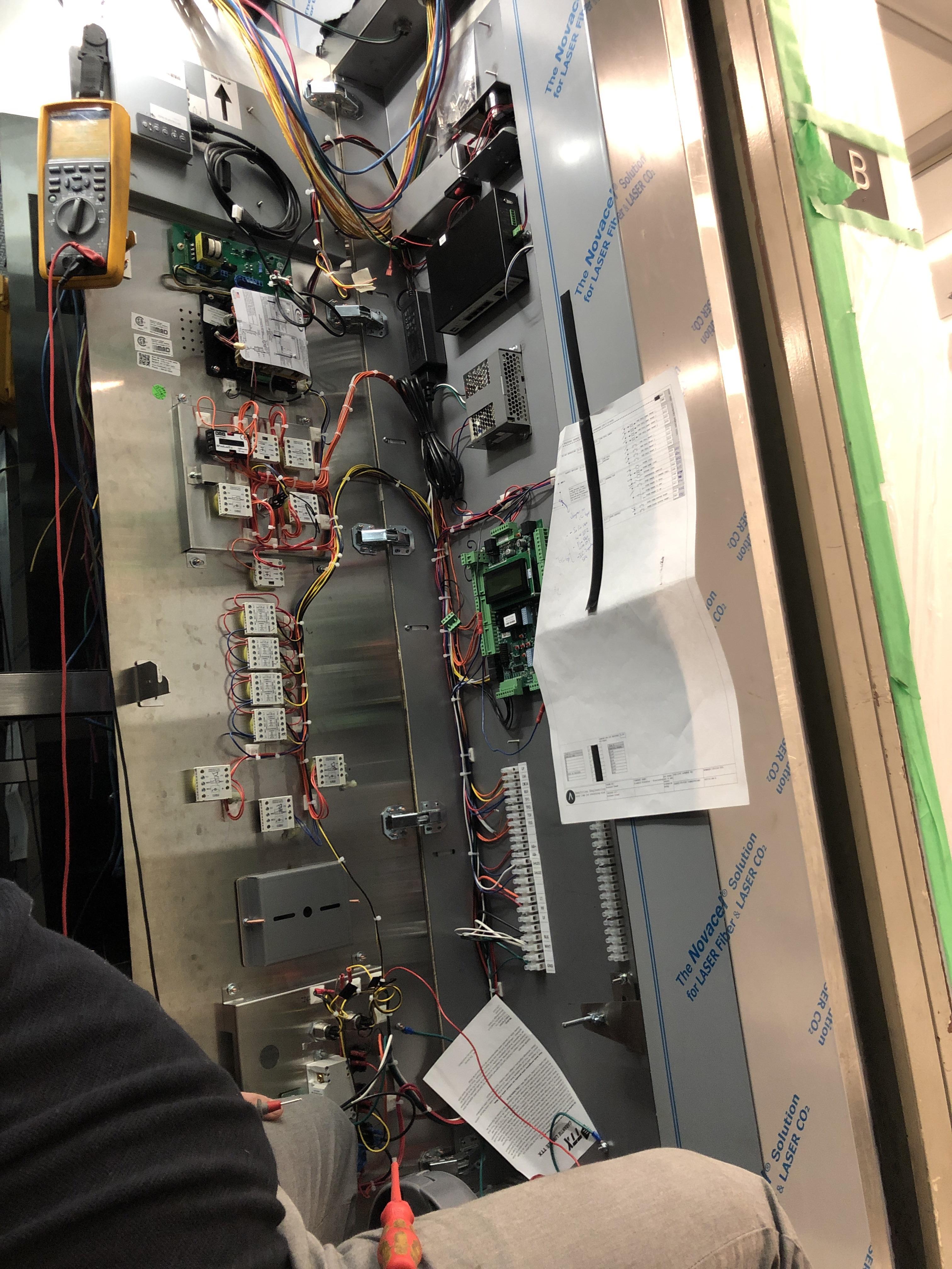 Monday morning wiring! | Scrolller