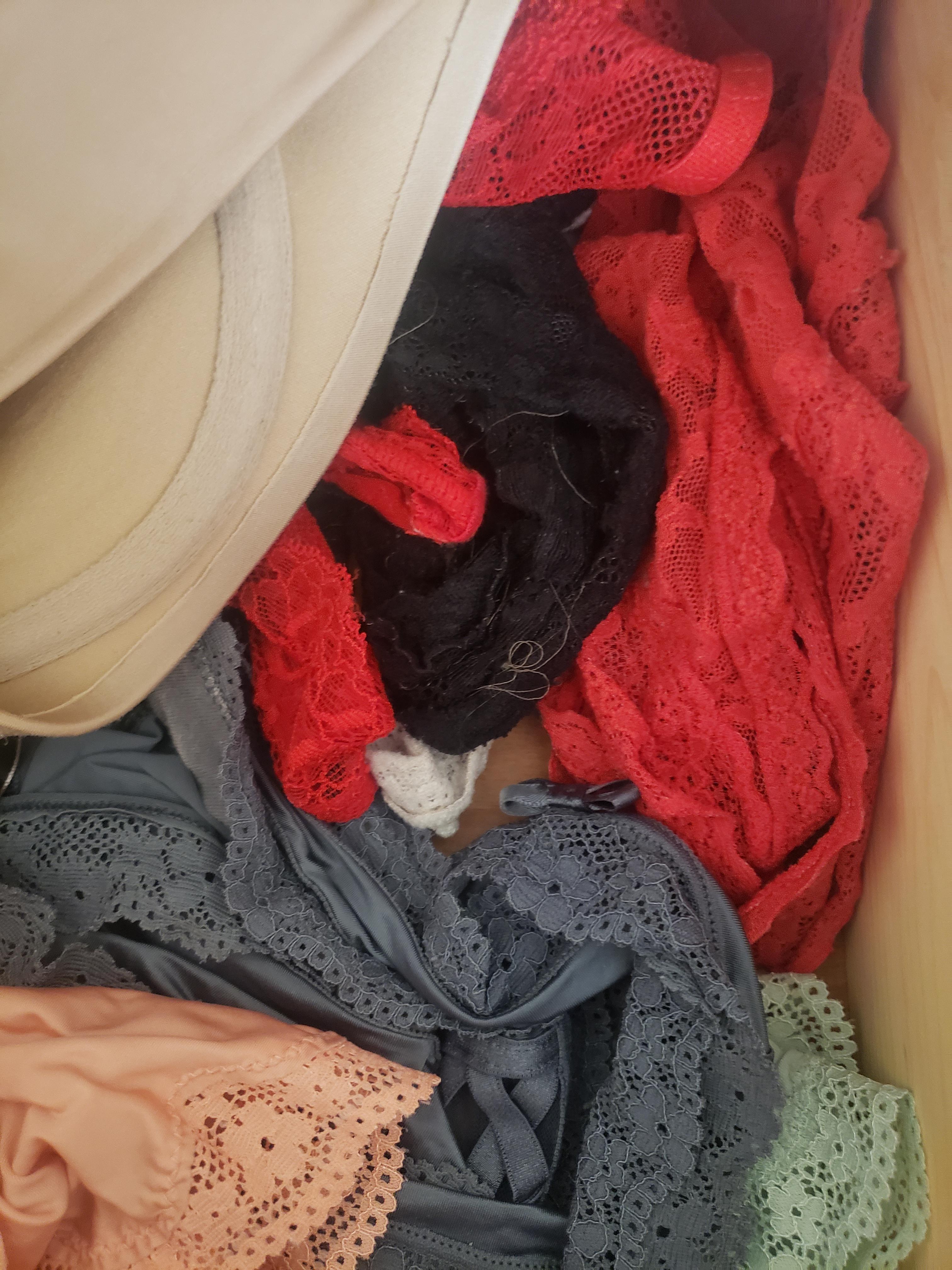 more from the drawer! | Scrolller