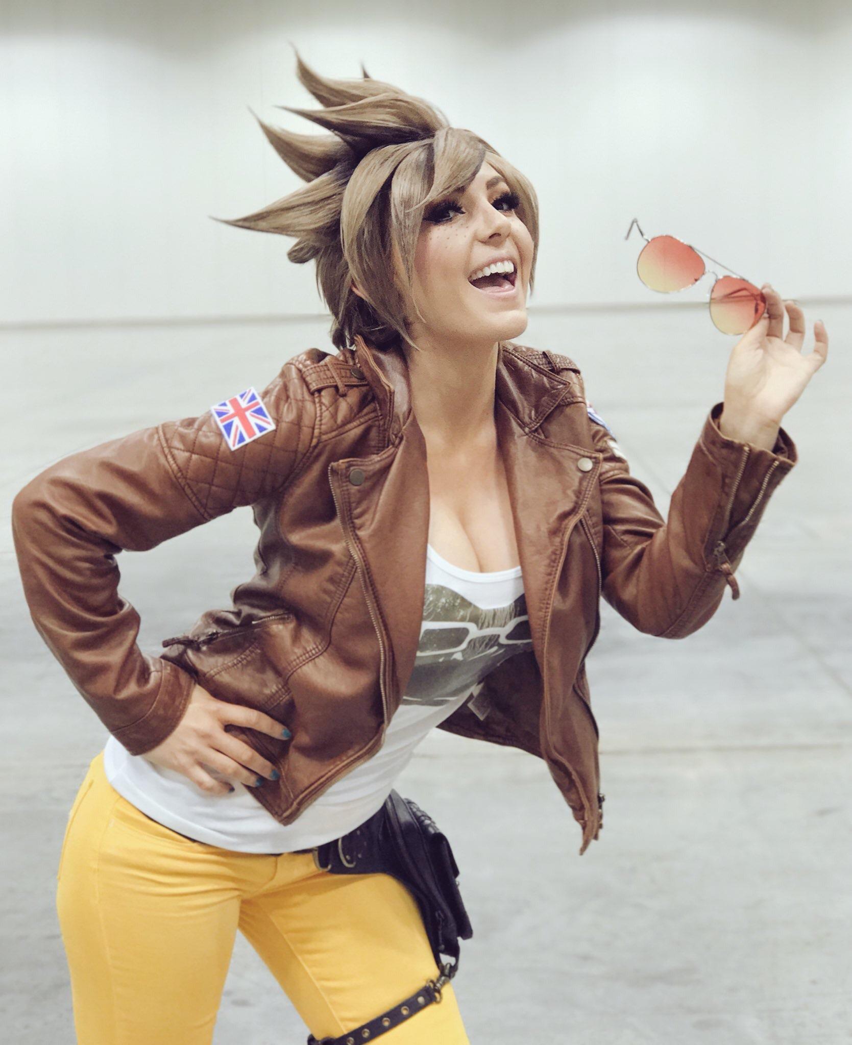 More Tracer. | Scrolller