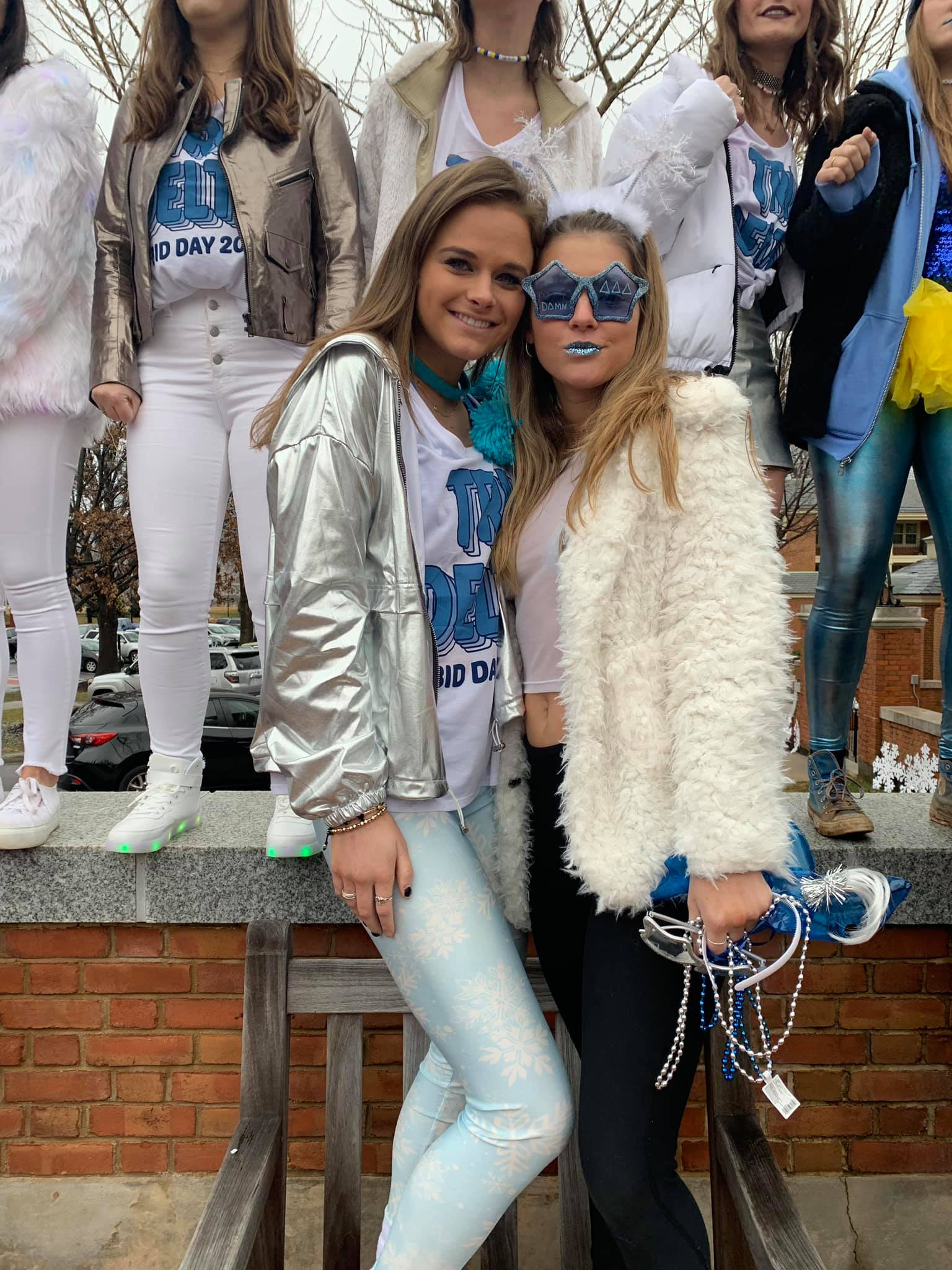 More Tri delt baddies | Scrolller