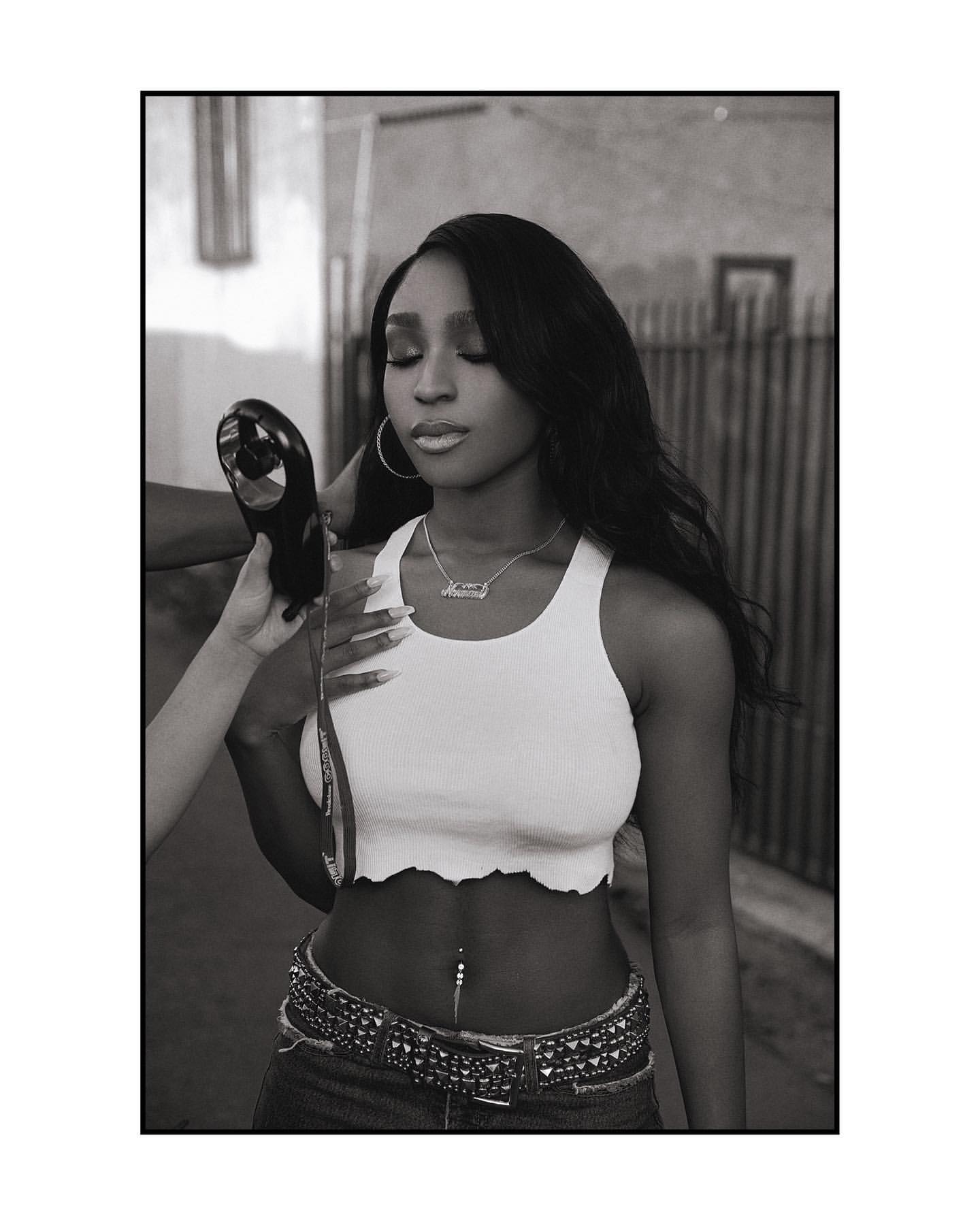 "Motivation" Behind the Scenes | Scrolller