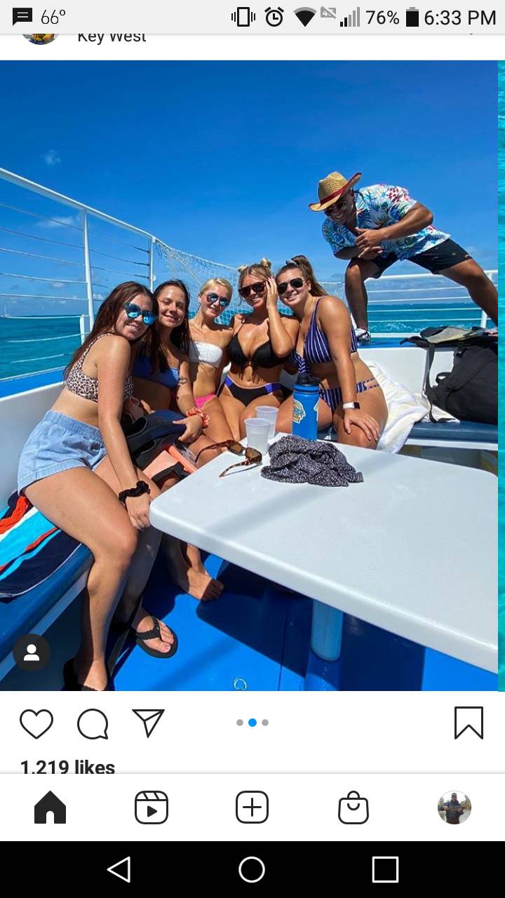 Motorboating time | Scrolller