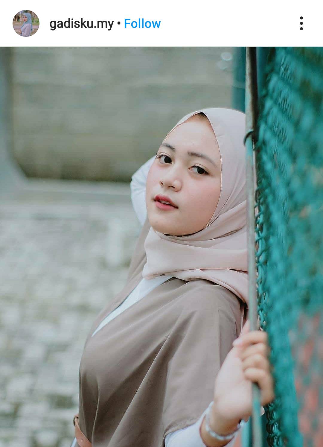 Muka cantik, dada bulat mmg padu | Scrolller