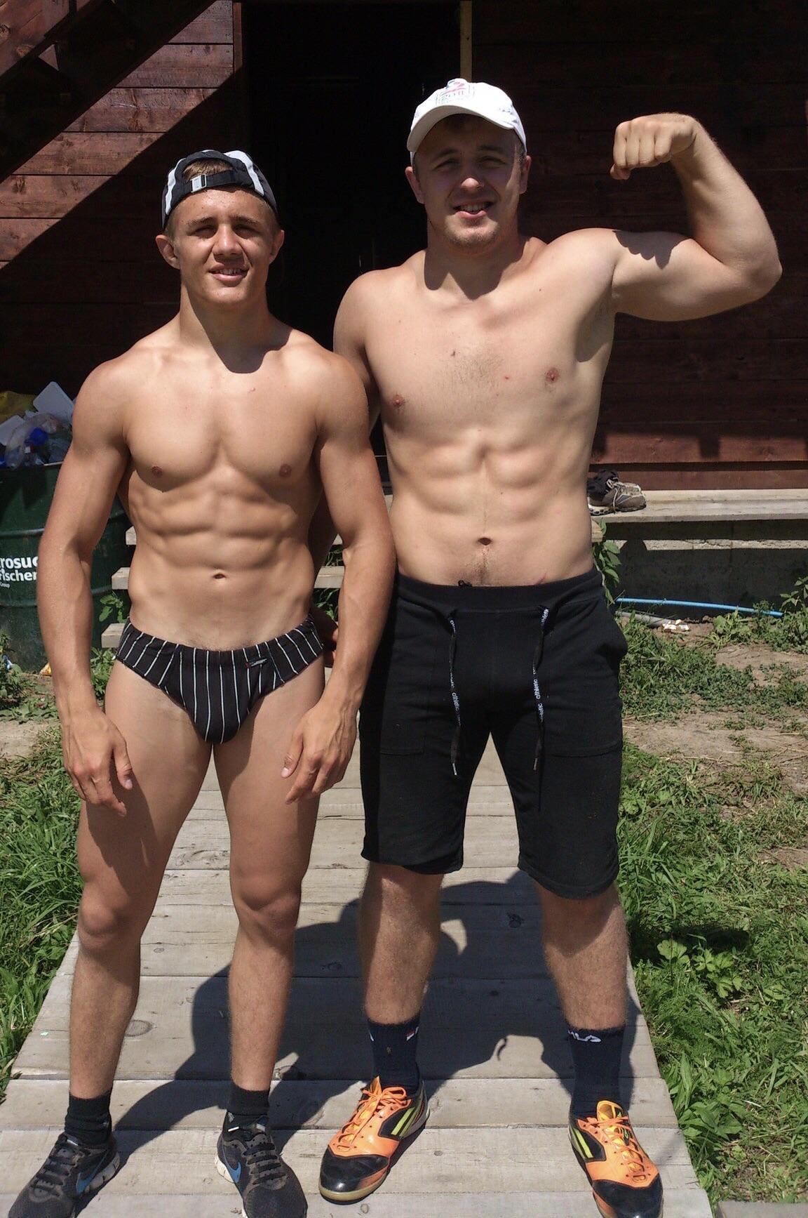 Muscle buddies | Scrolller