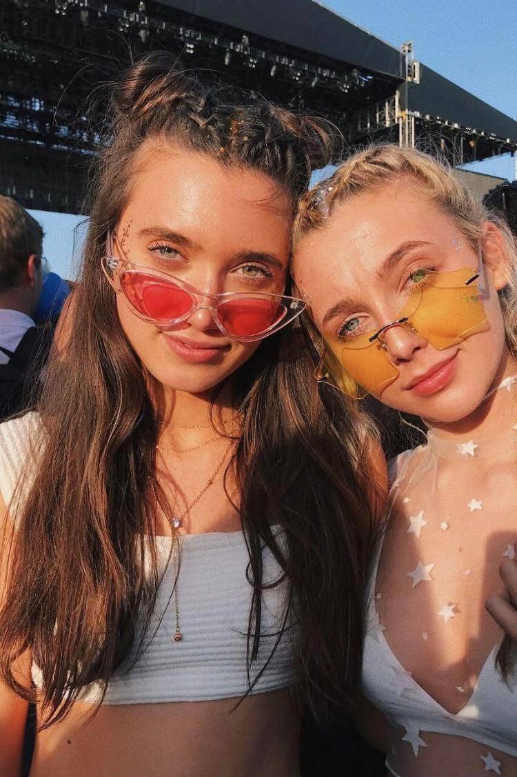 Music Festival Girls Scrolller 3675