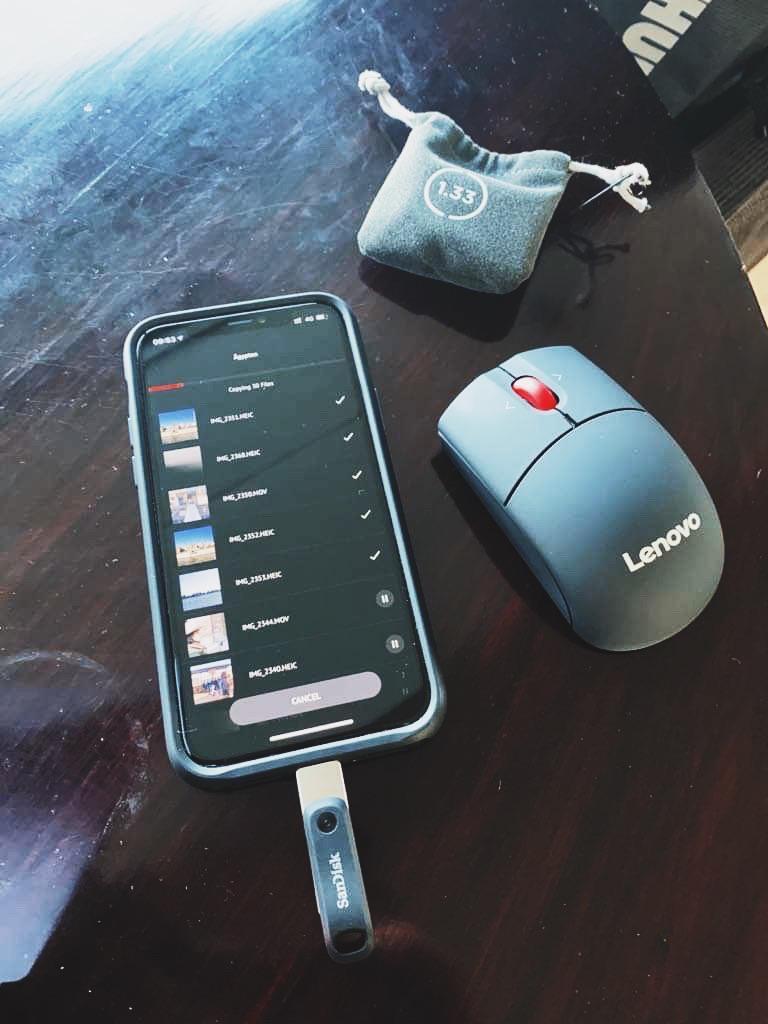 Must have accessories: SanDisk iXPand | Scrolller