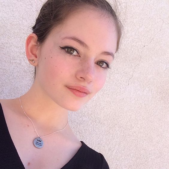 muy Bella | Scrolller