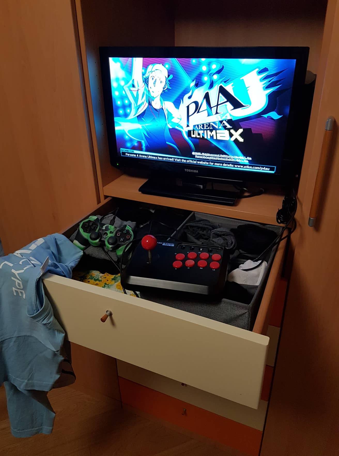 My 2P bedroom setup | Scrolller