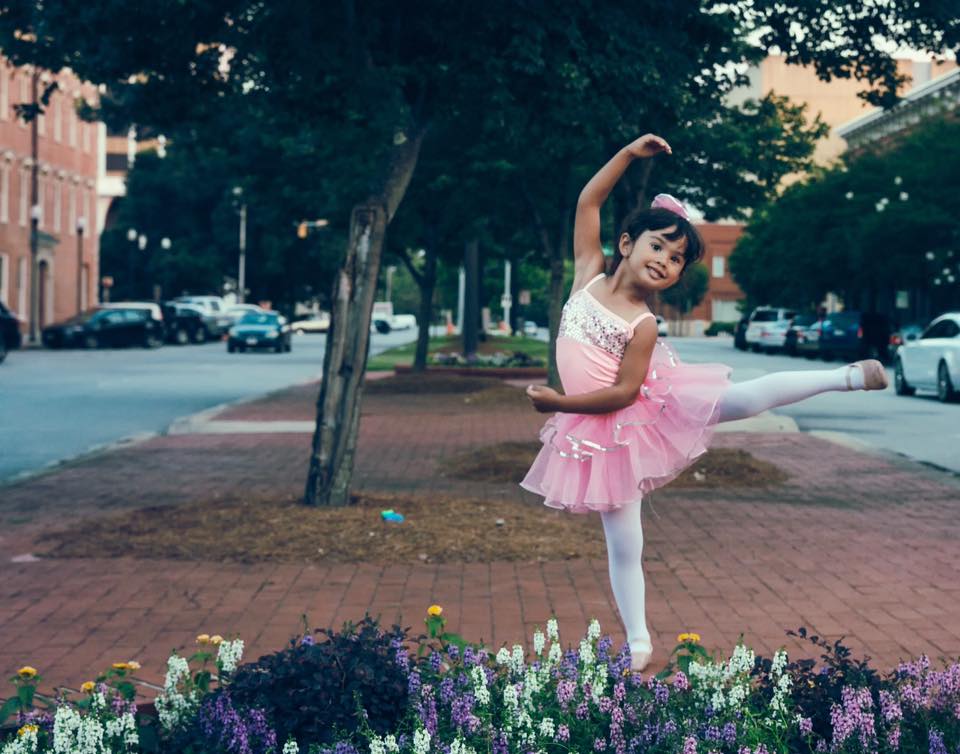 Dance Pictures And Videos Scrolller
