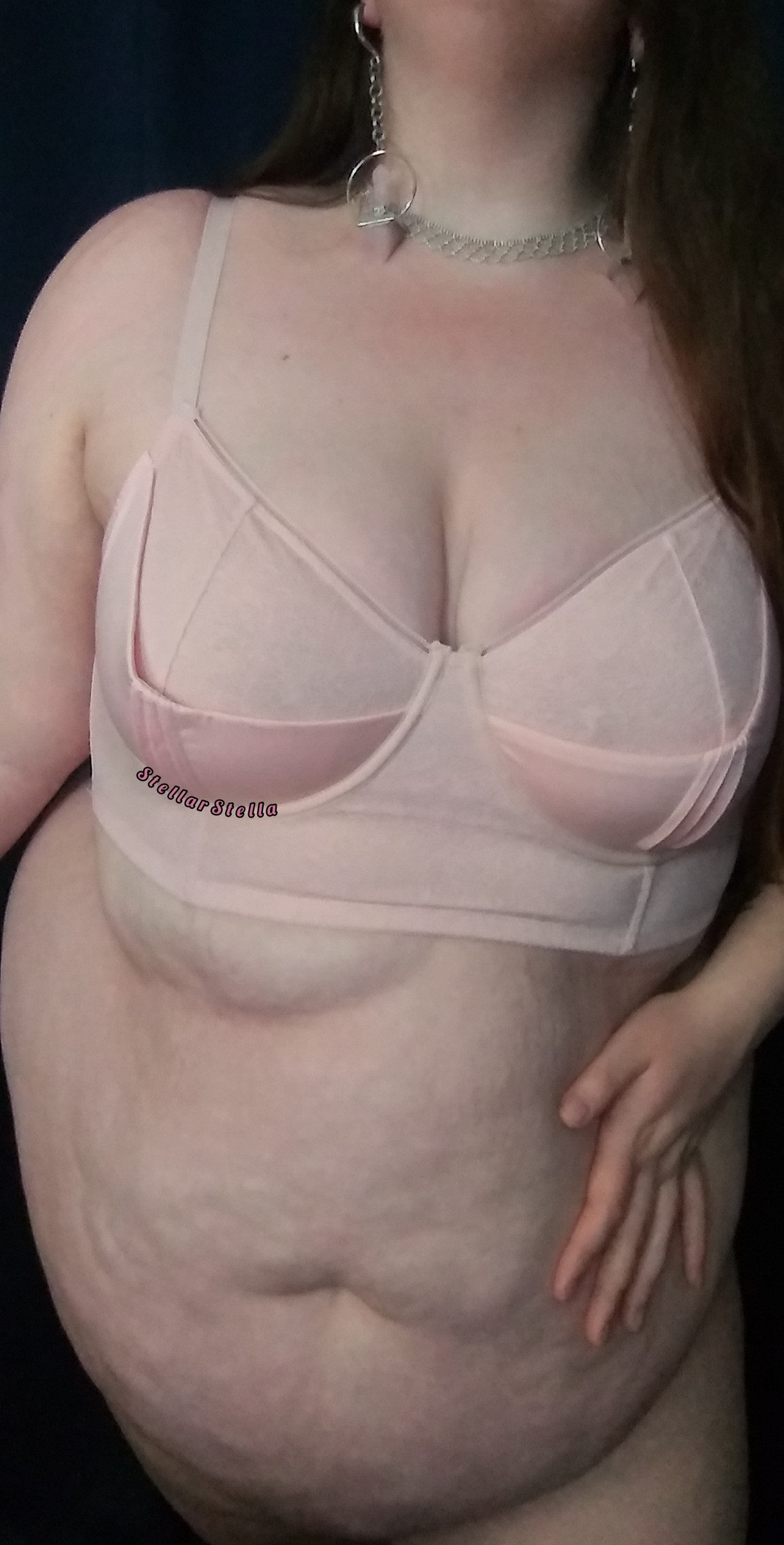 My belly hangs low~ | Scrolller