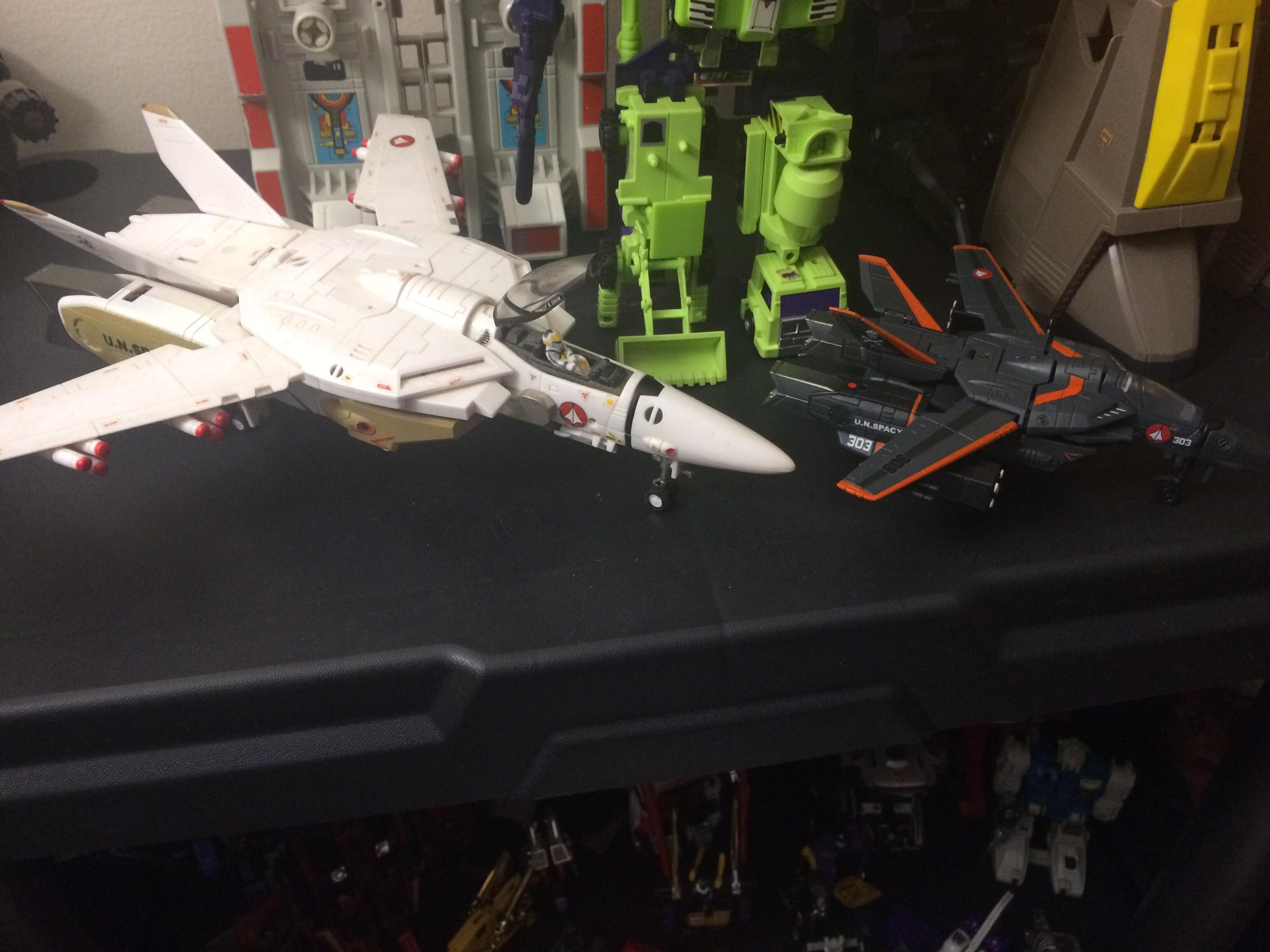 My beloved Veritechs/valkyries | Scrolller