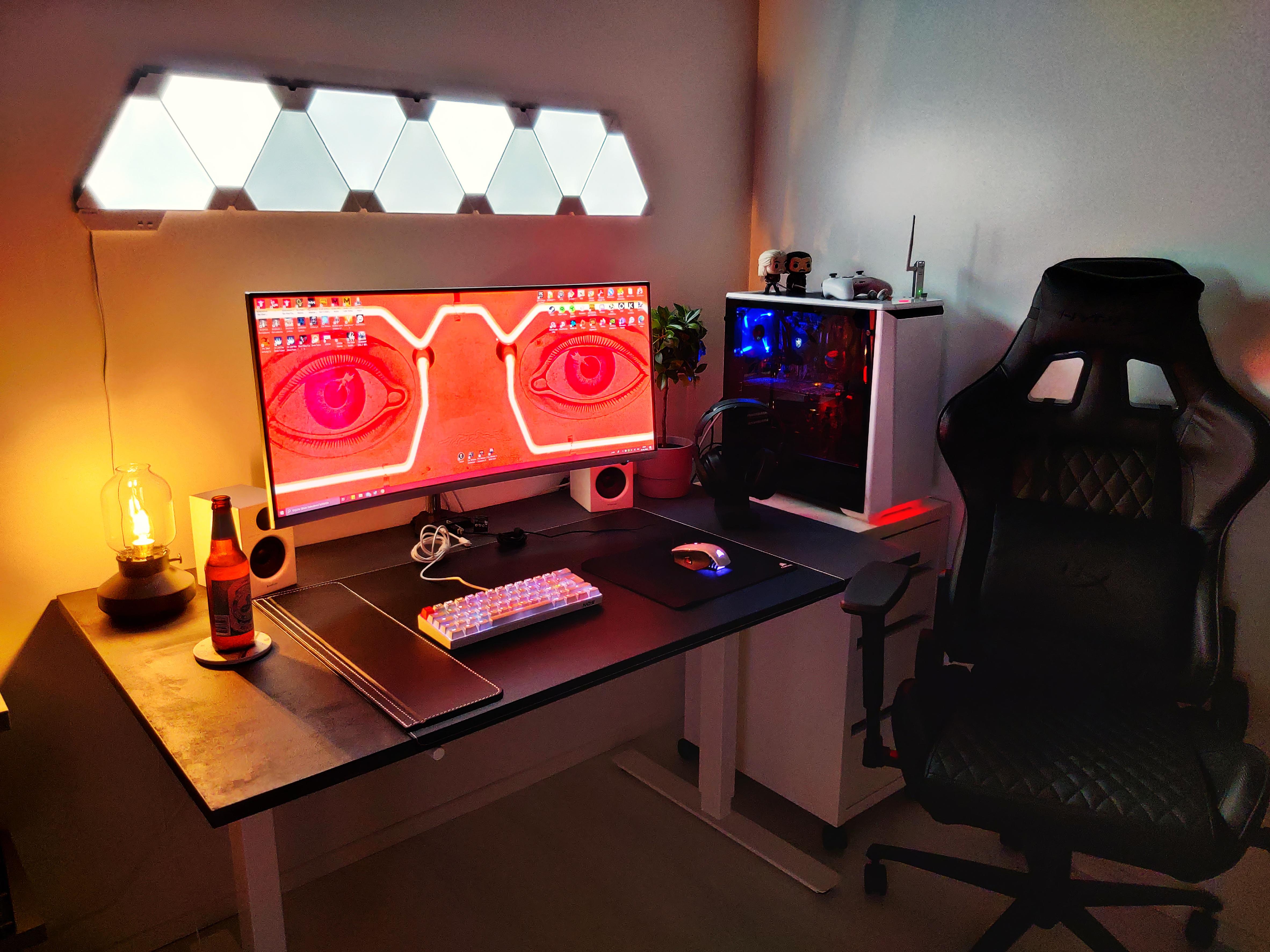 My cozy little corner | Scrolller