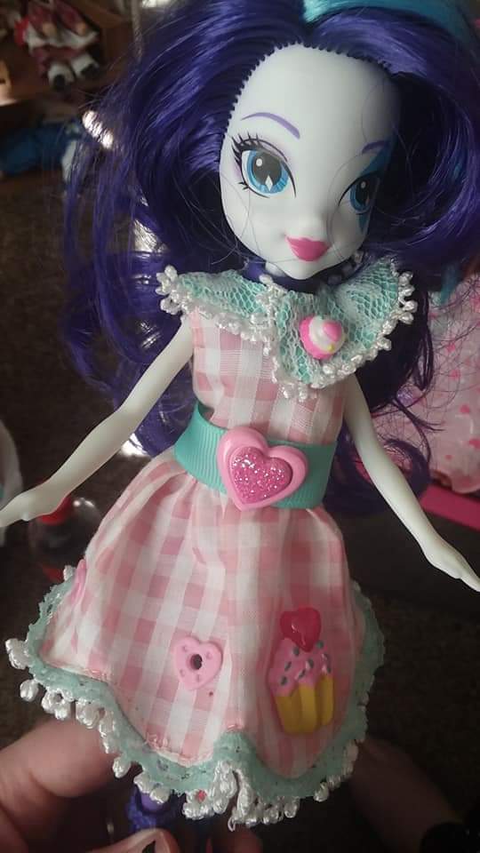 My dolly | Scrolller