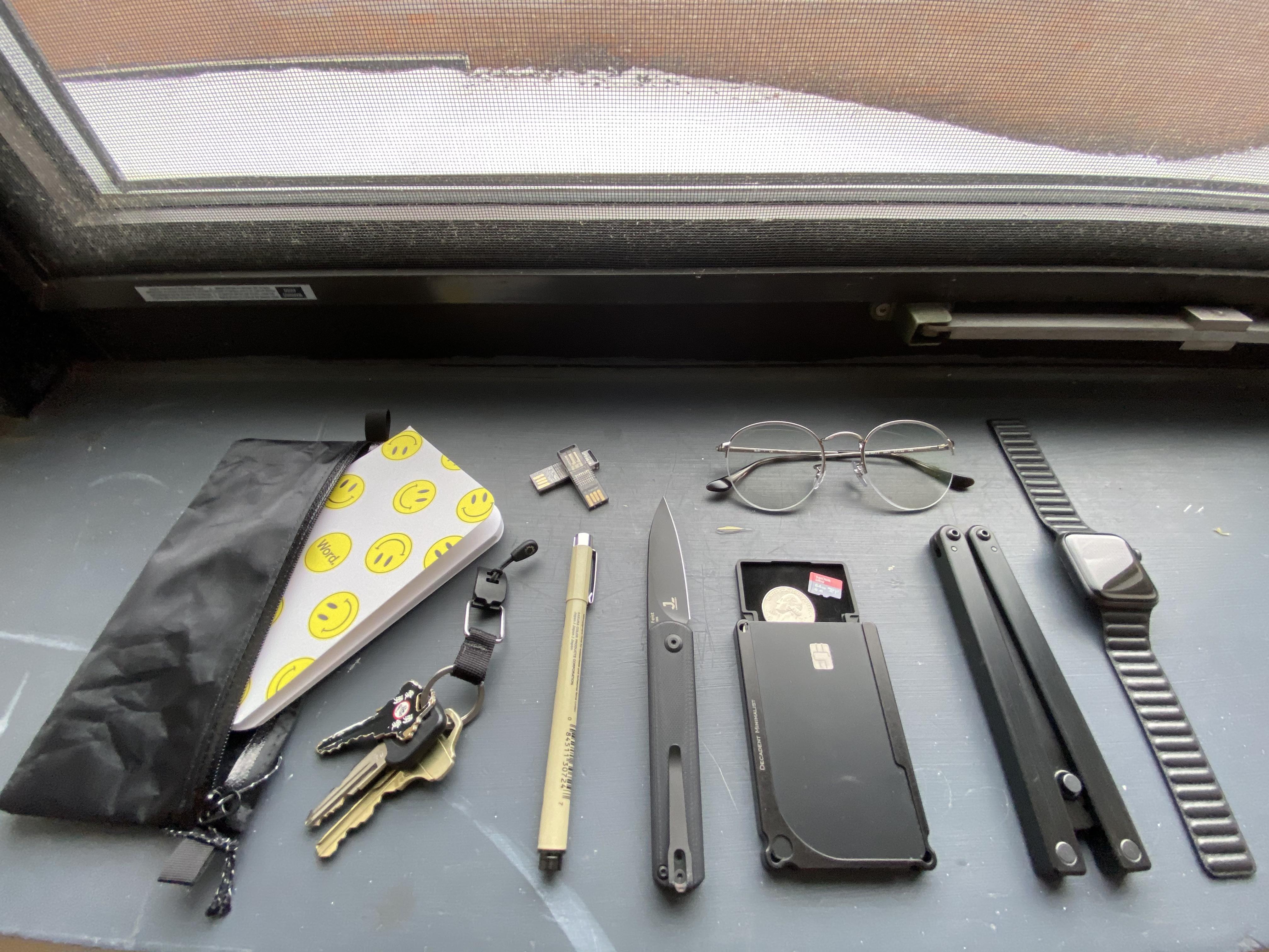 My EDC pocket setup as a Computer Science student | Scrolller