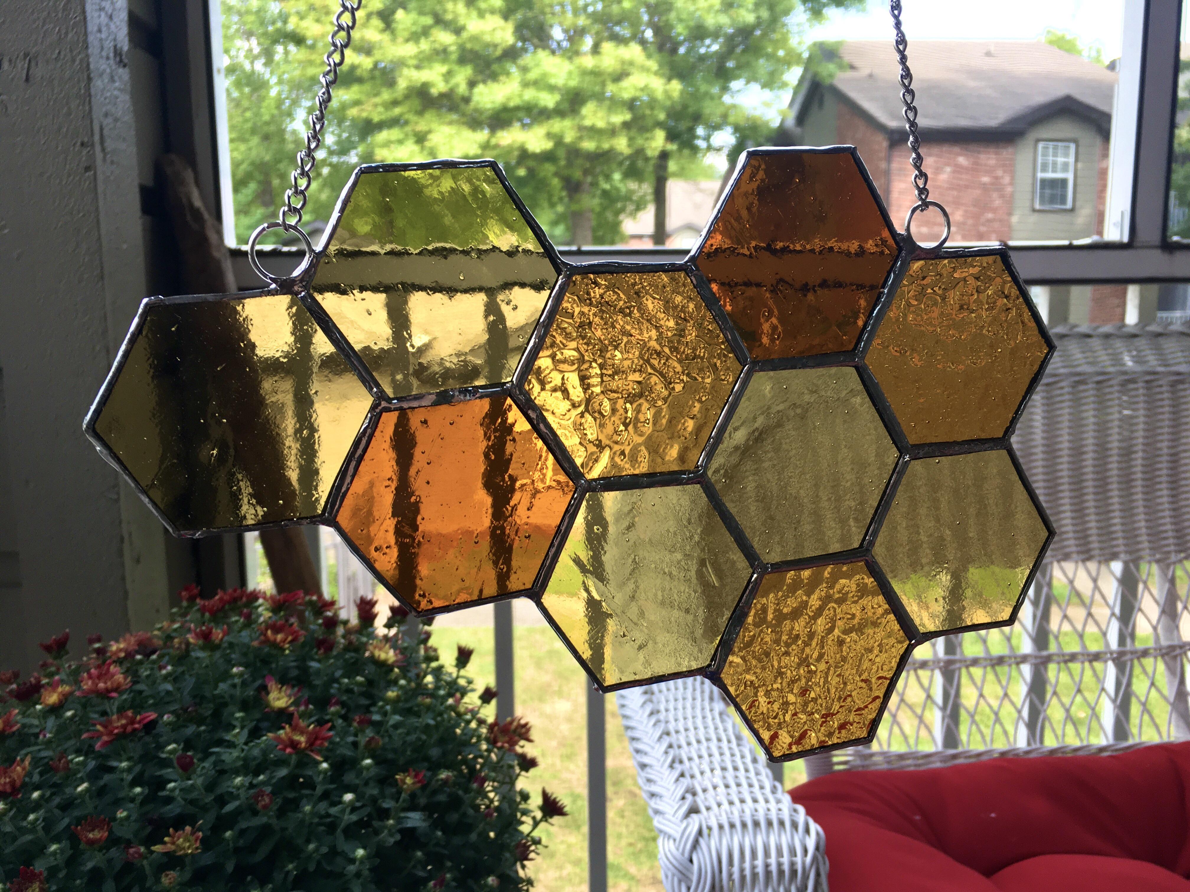 My first completed project! 🐝 | Scrolller