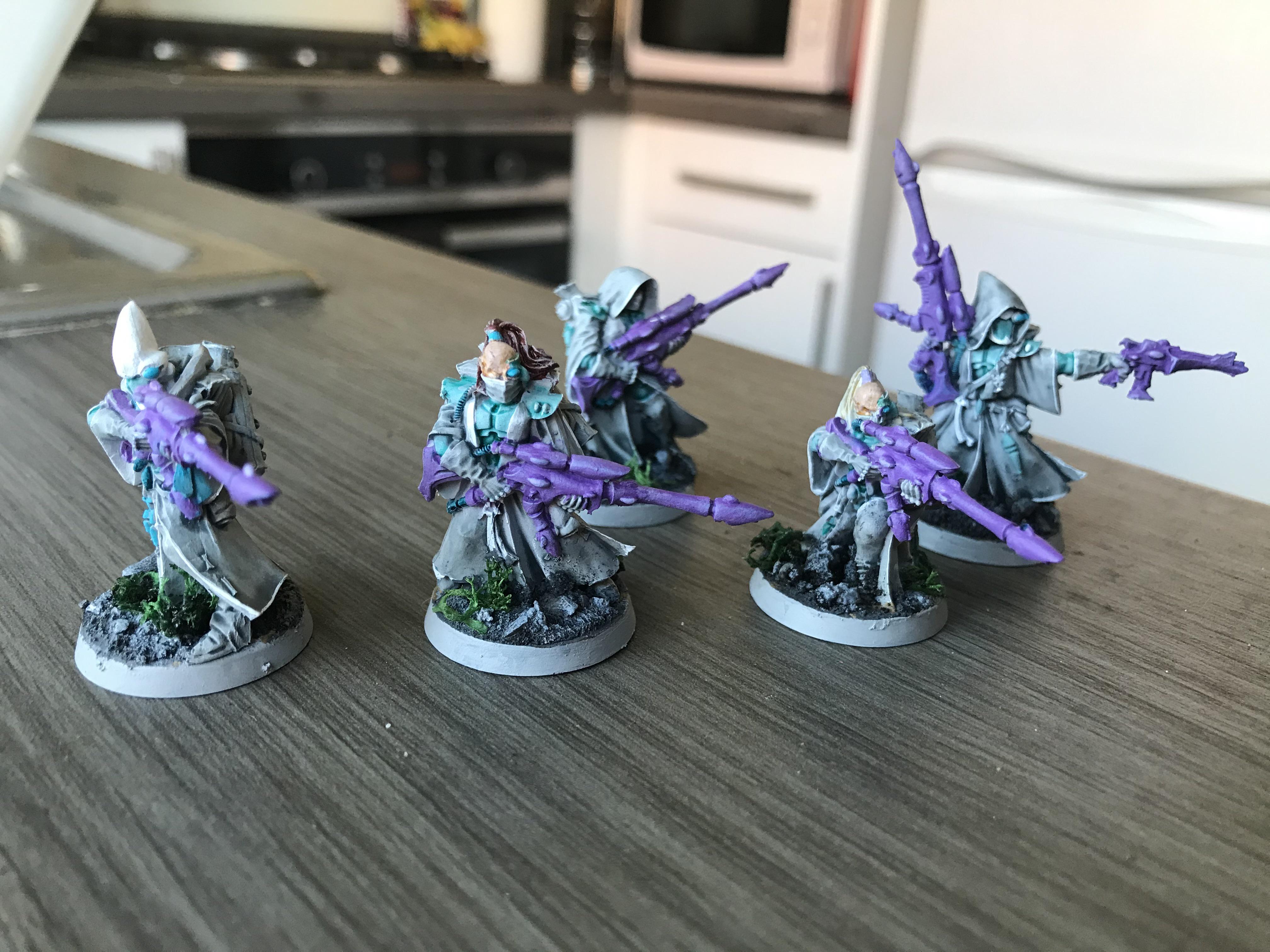 My first Eldar models are finished! | Scrolller
