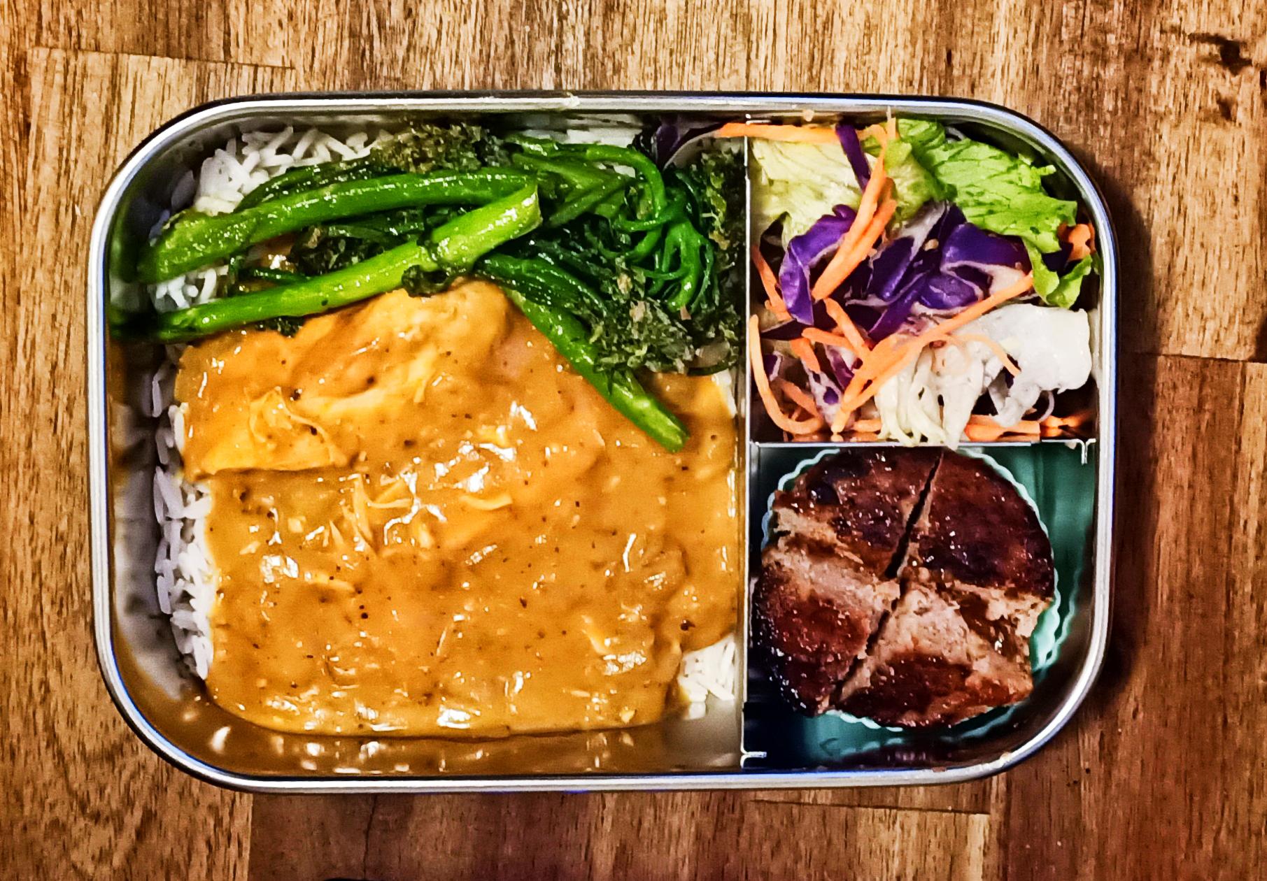 My first ever attempt at a bento! ‿ | Scrolller