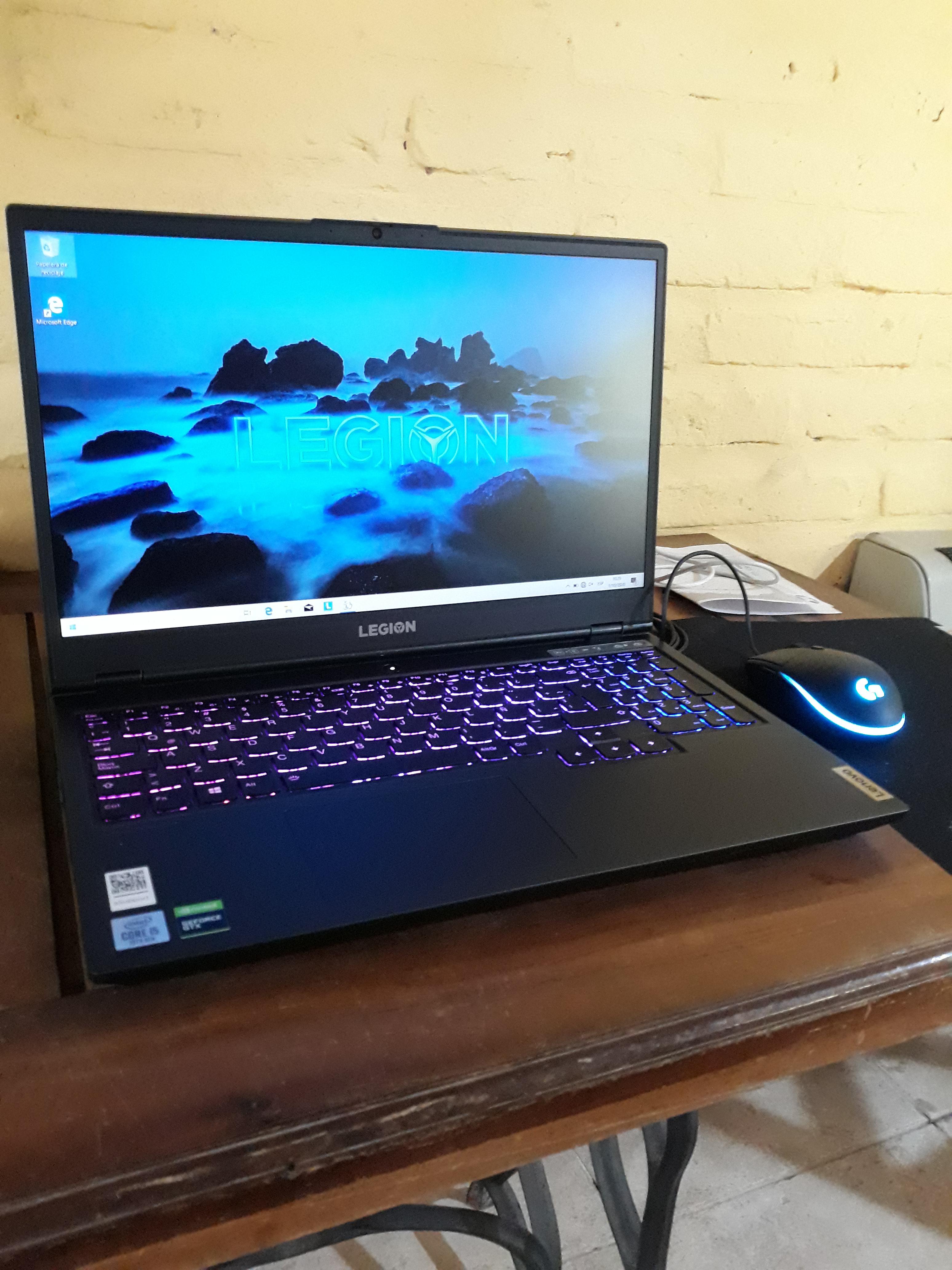 My first ever gaming setup | Scrolller