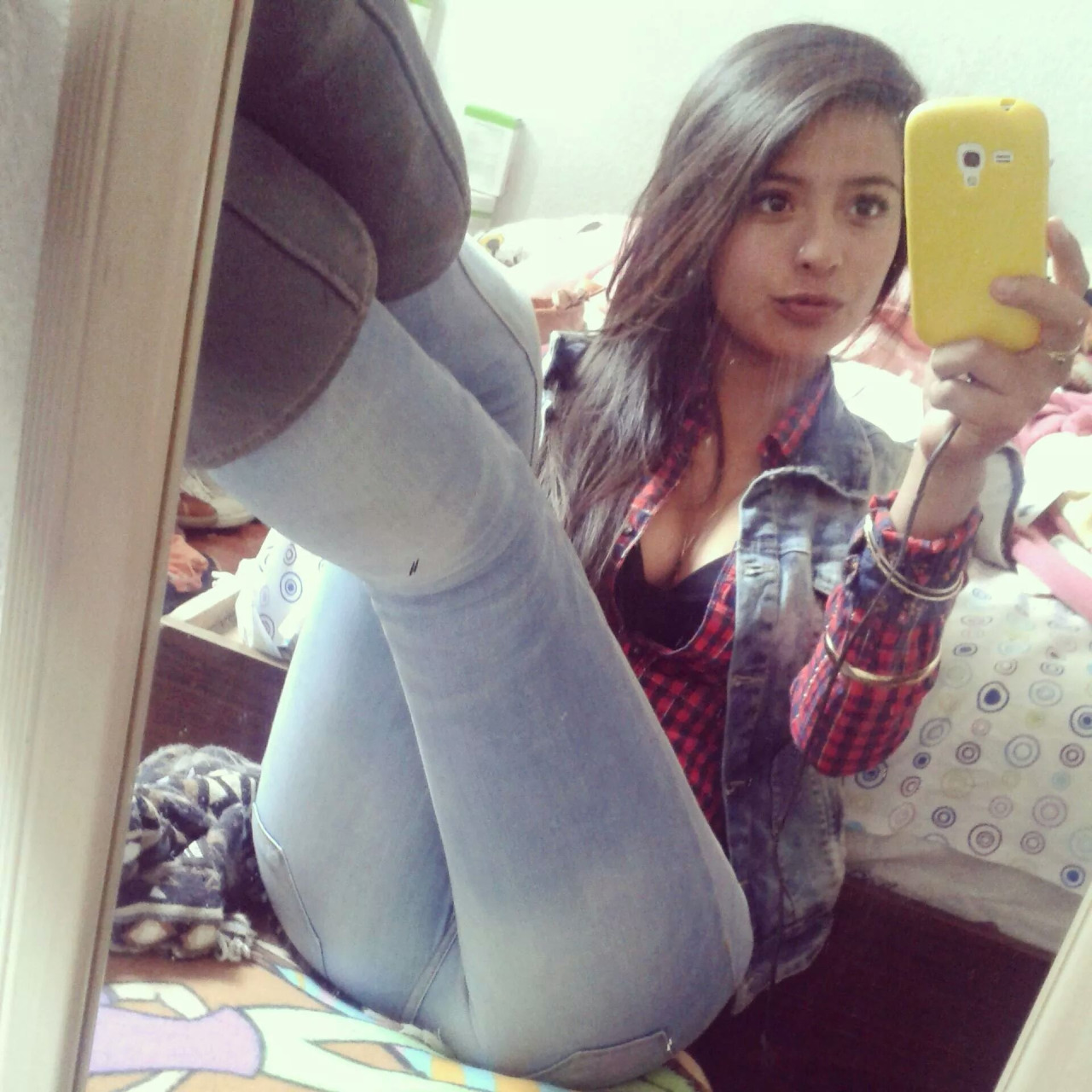 My first ever Post here , I'm Properly Dressed .. hihih (19f) | Scrolller