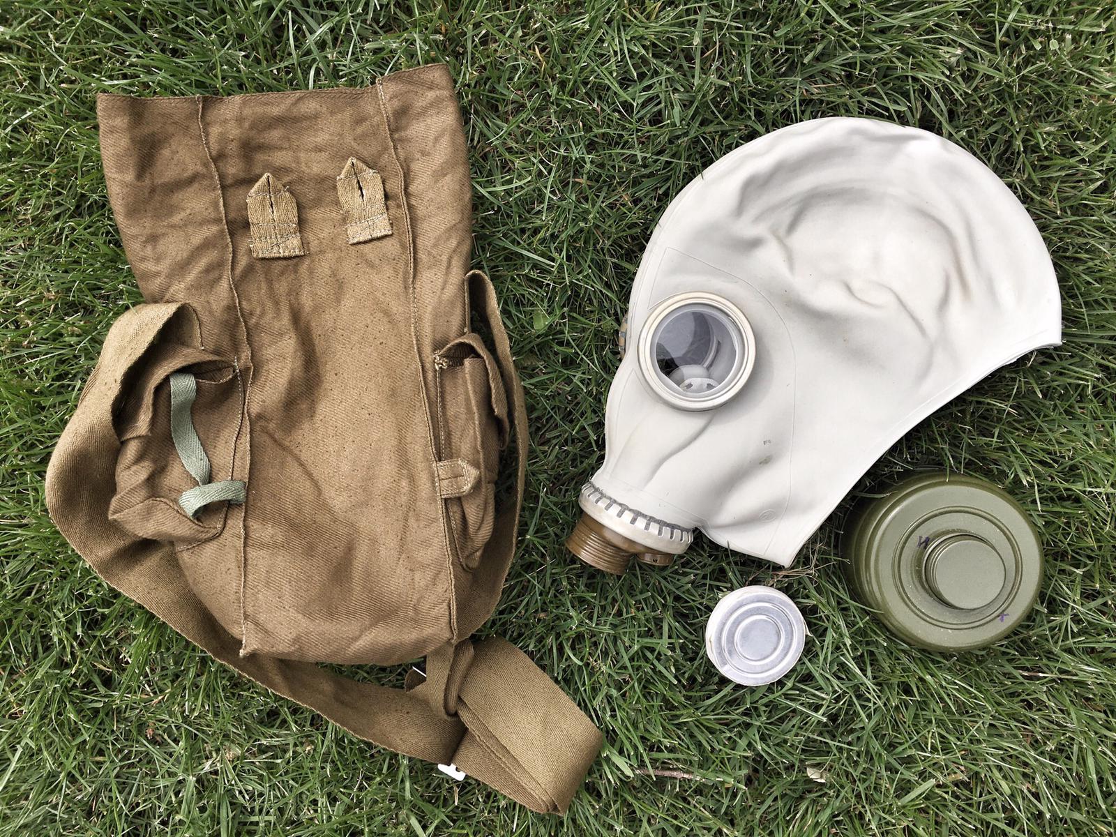 My first gas mask ever | Scrolller