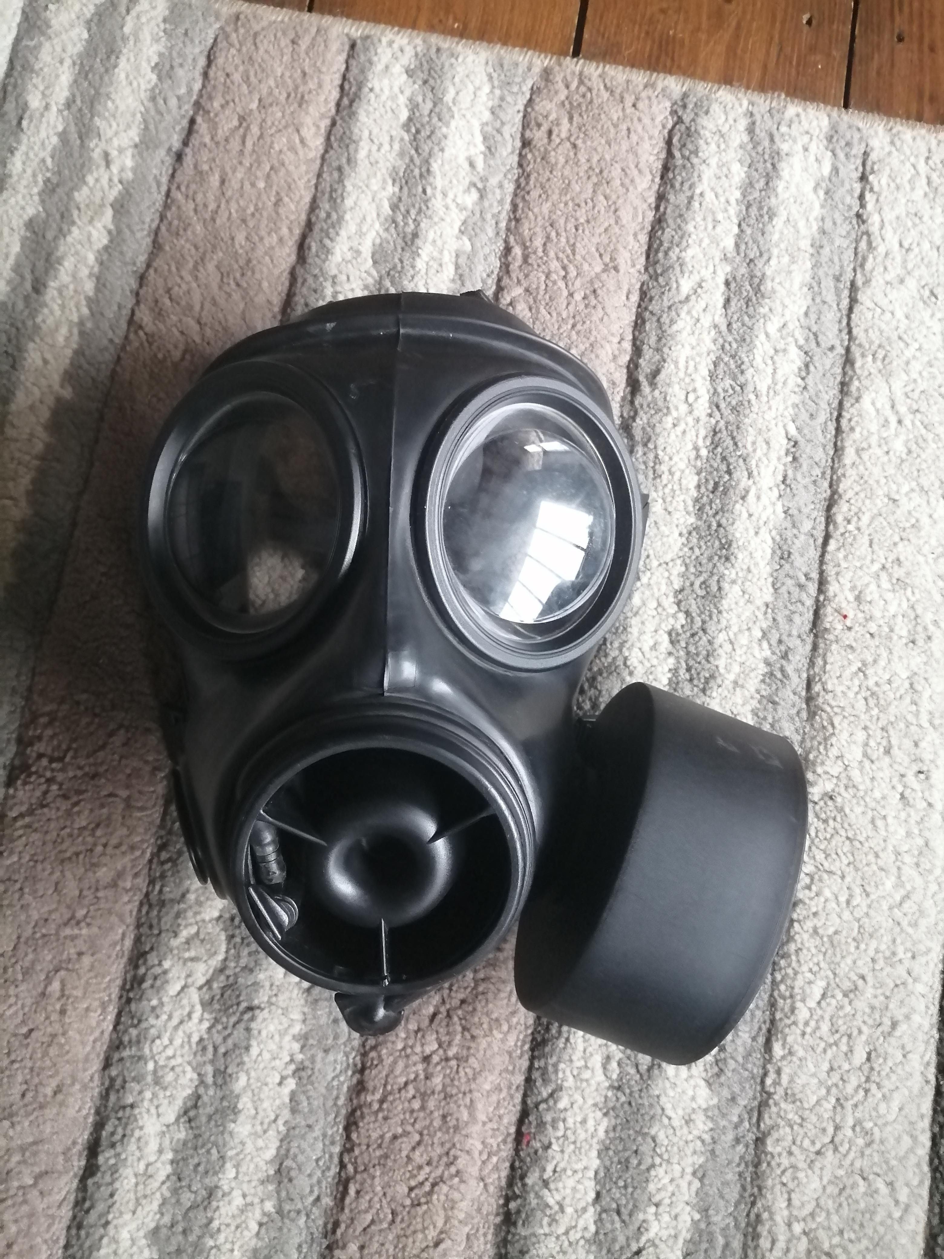 My first gas mask. The British S10 gas mask. | Scrolller