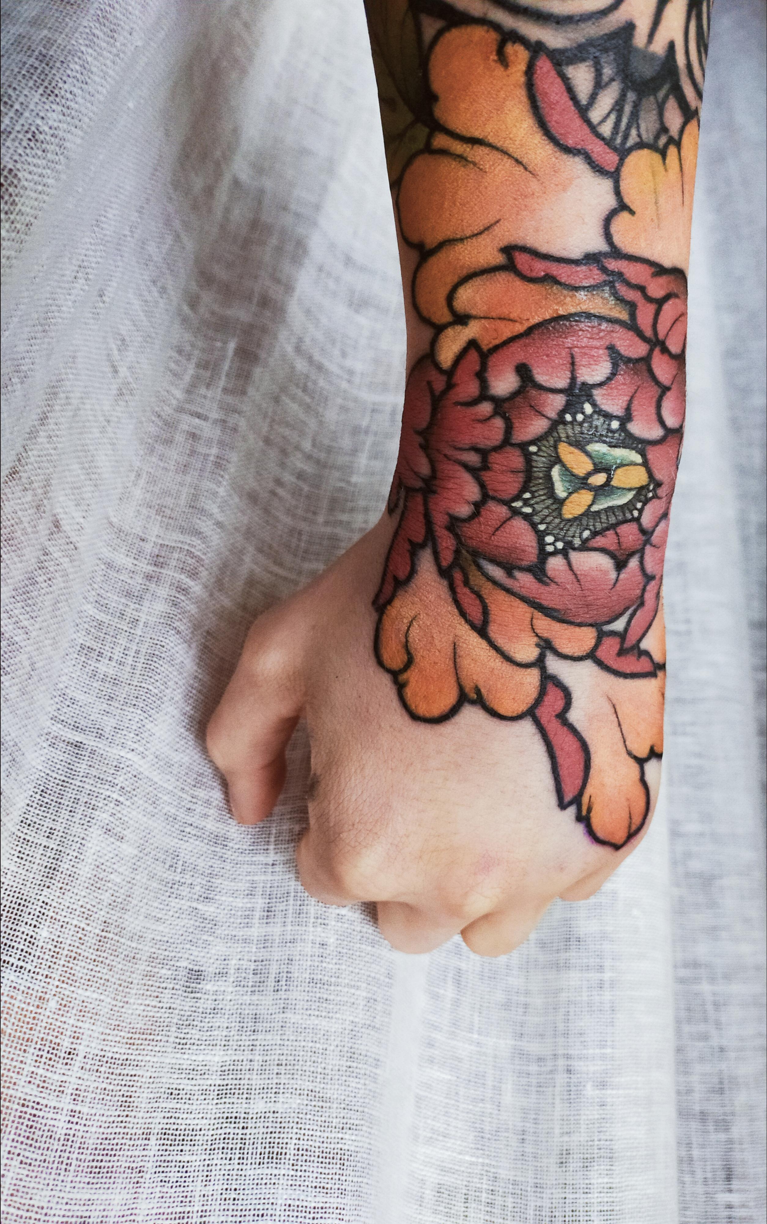 My first hand tattoo! By Paulo Garcia, studio Merentis. Stockholm | Scrolller