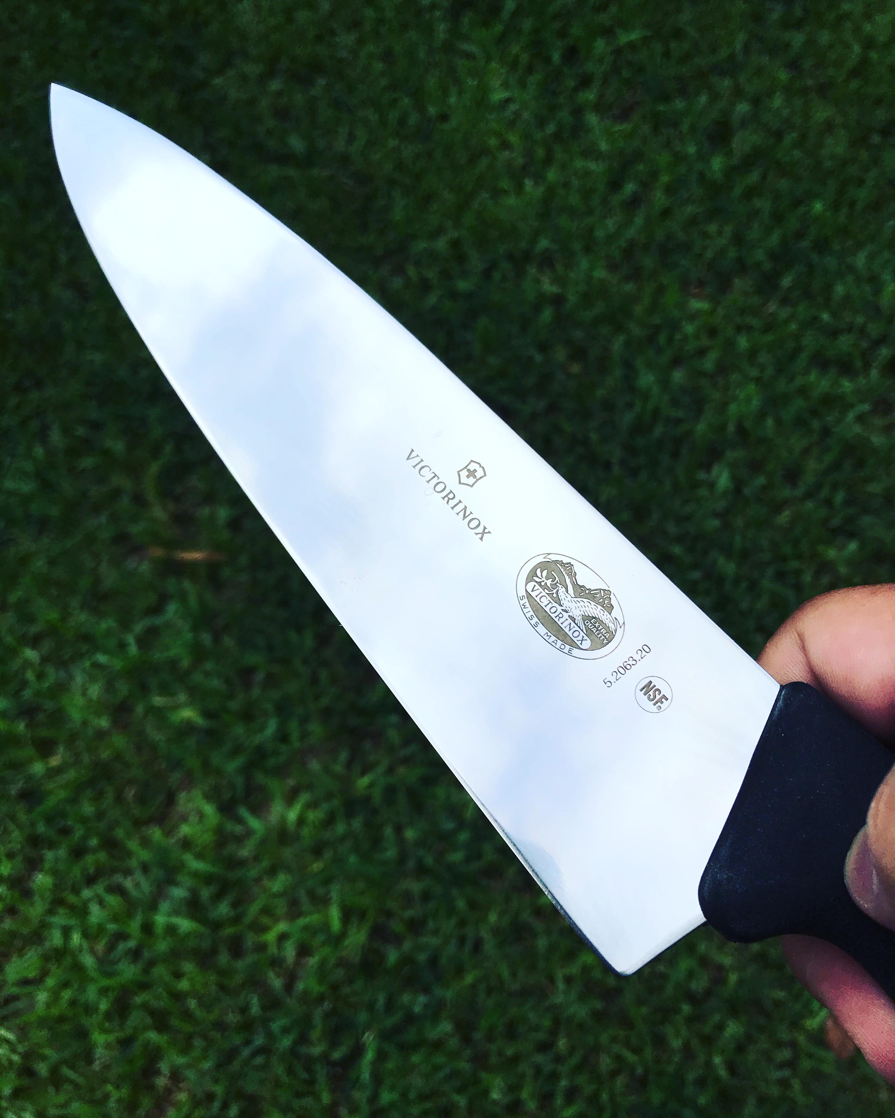 My first knife; Victorinox Fibrox | Scrolller