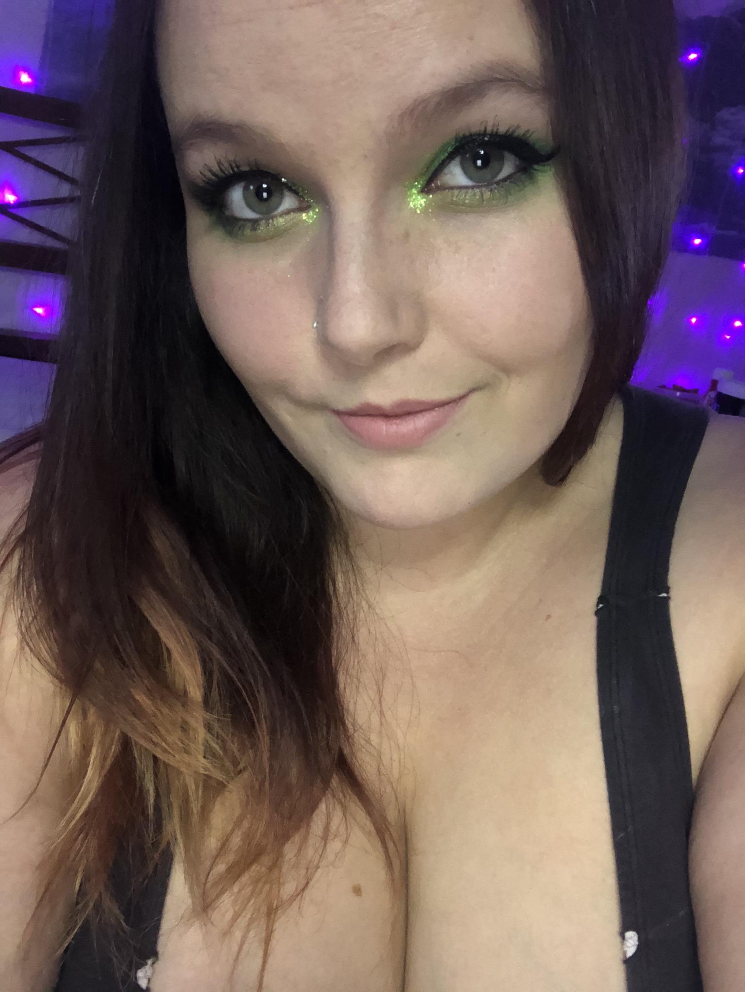 My first normal selfie post 😮😂 | Scrolller