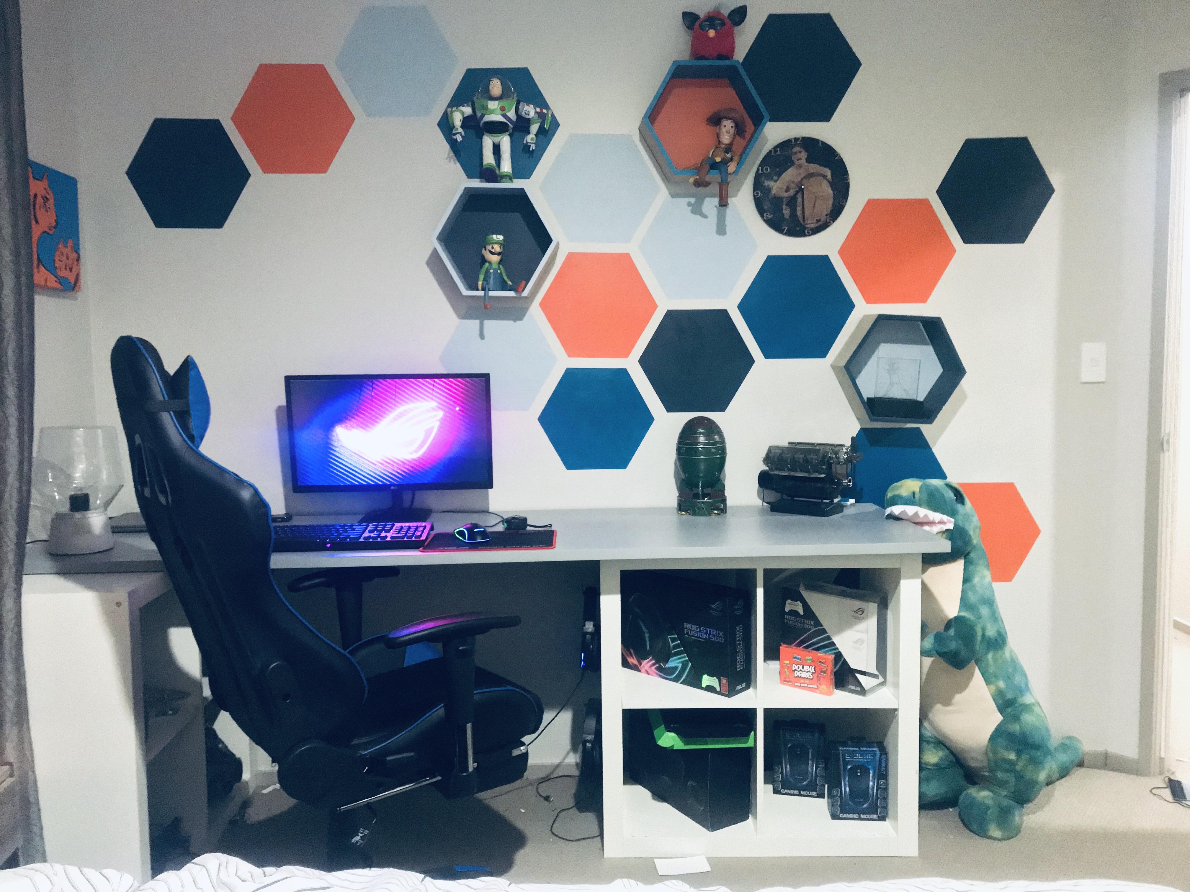 My first setup | Scrolller