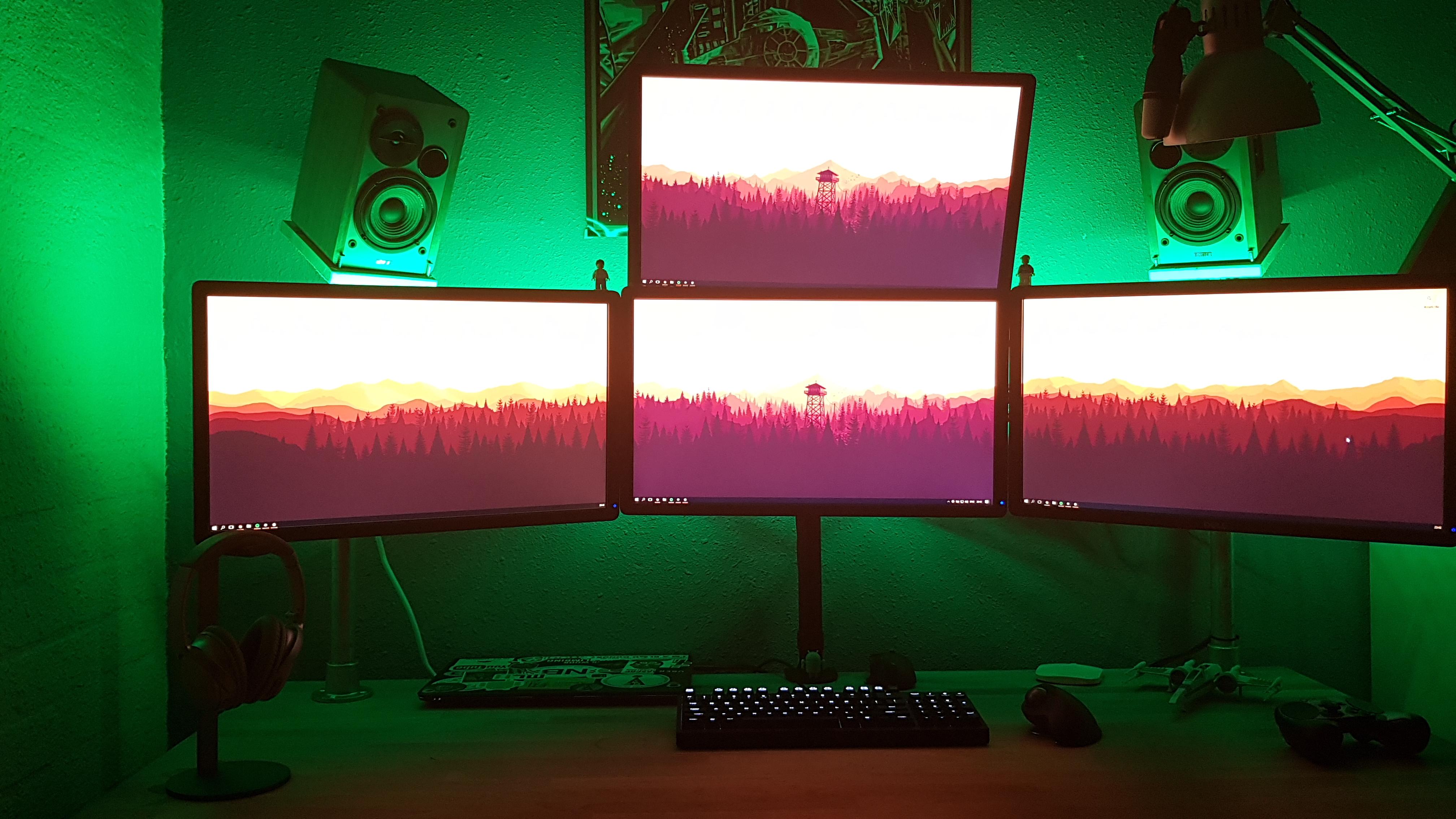 My laptop coding station | Scrolller